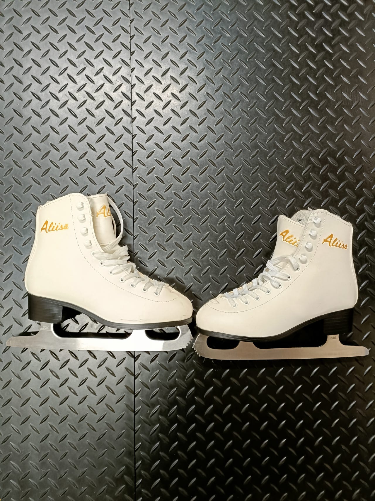 Luistimet koko 37 | Tori