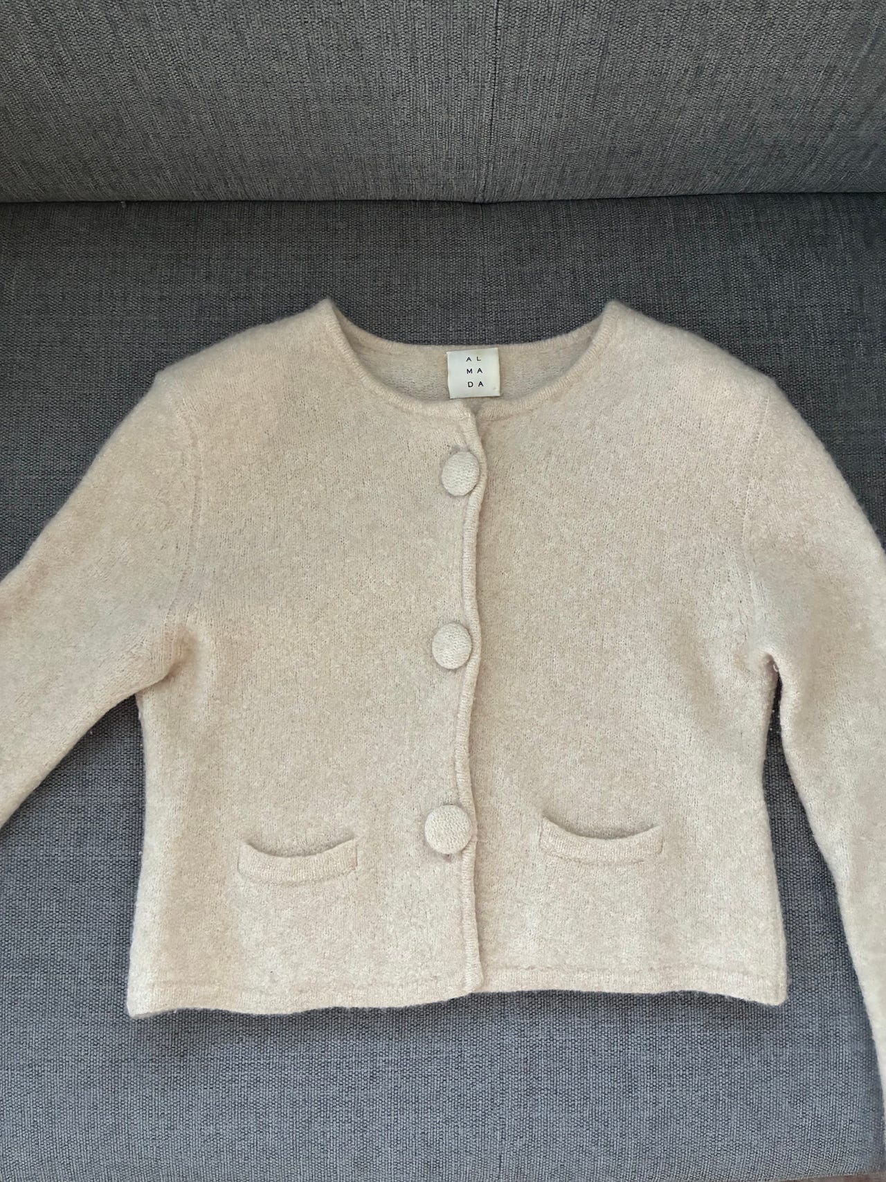 Almada Label neulejakku | Tori