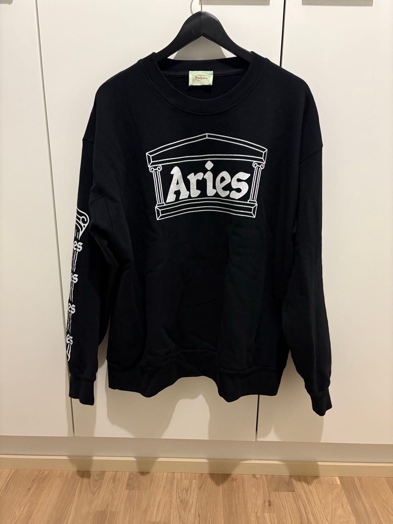 Aries Arise college, XL | Tori