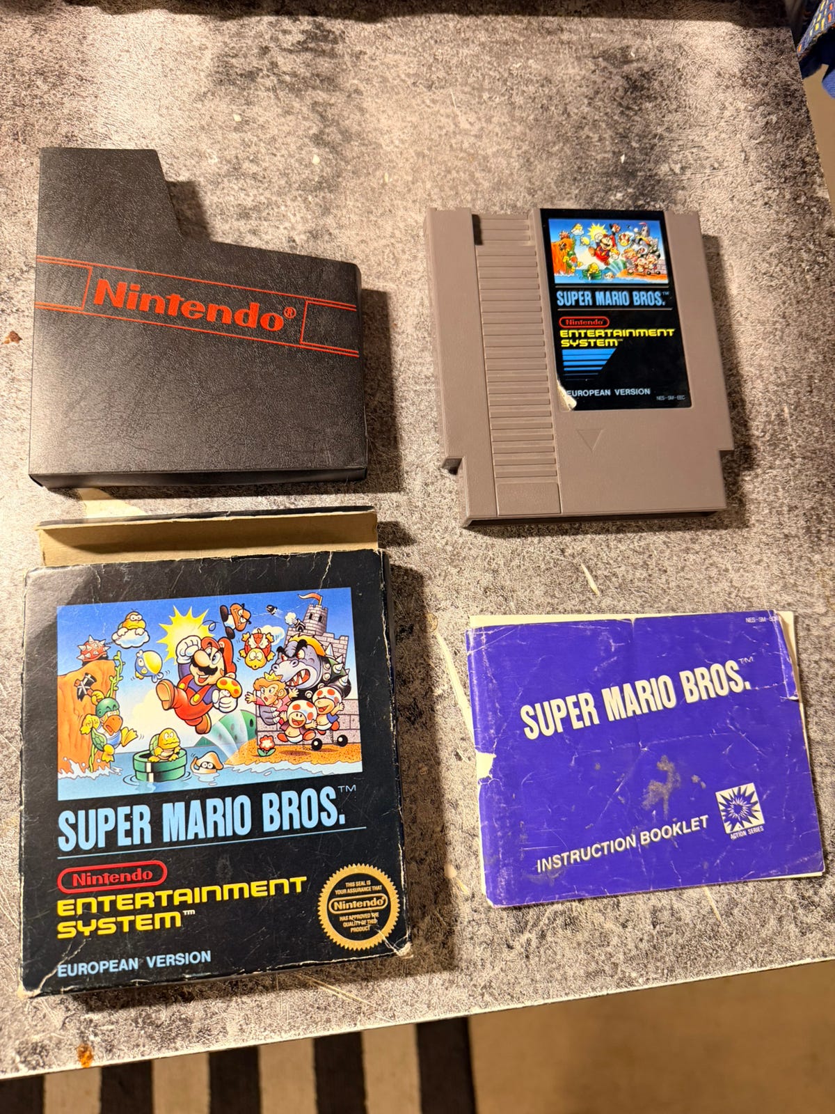 Nintendo 8 bit Super Mario Bros | Tori