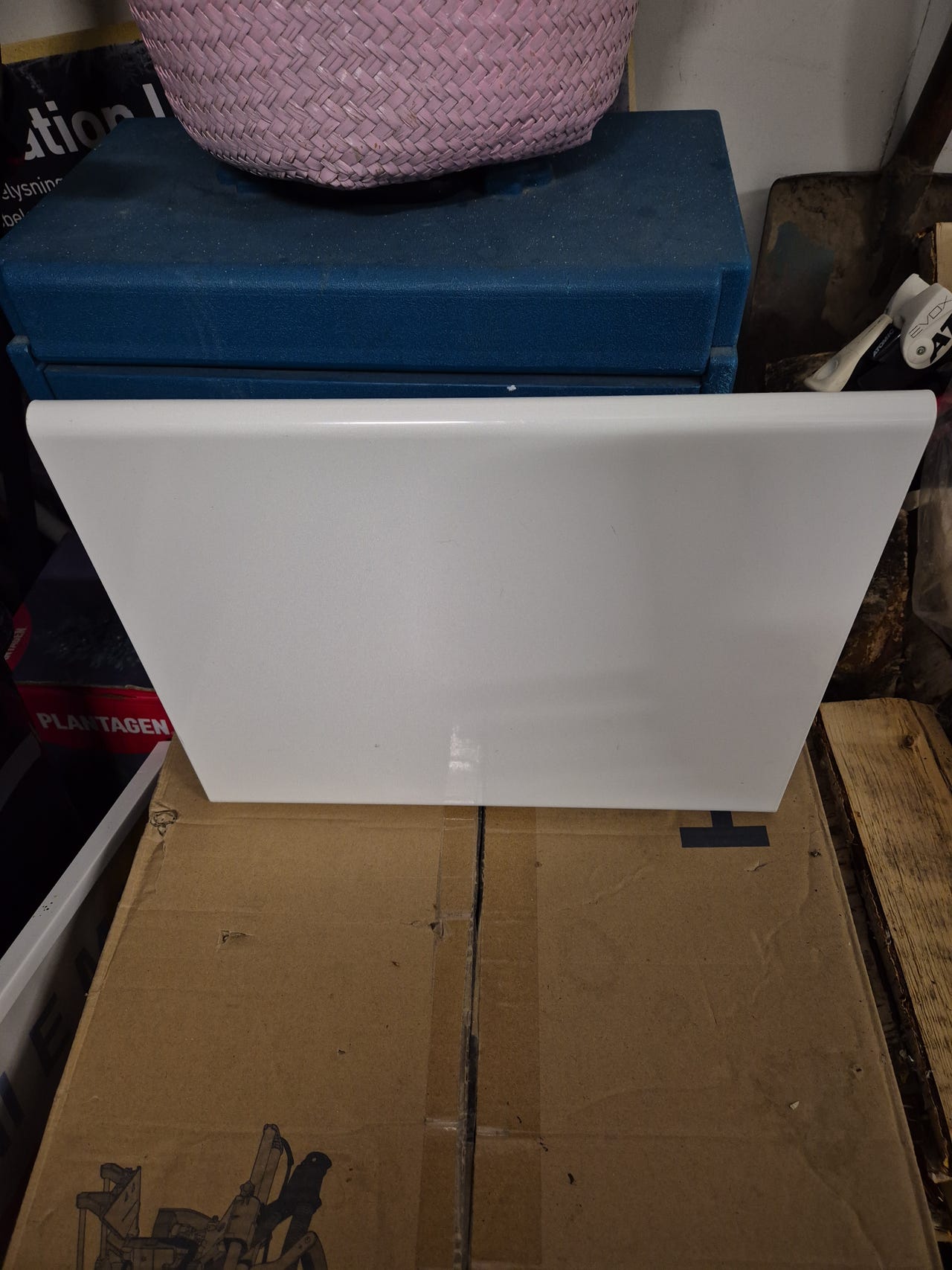 ADAX Eco 2 Basic sähköpatteri 250W valkoinen | Tori