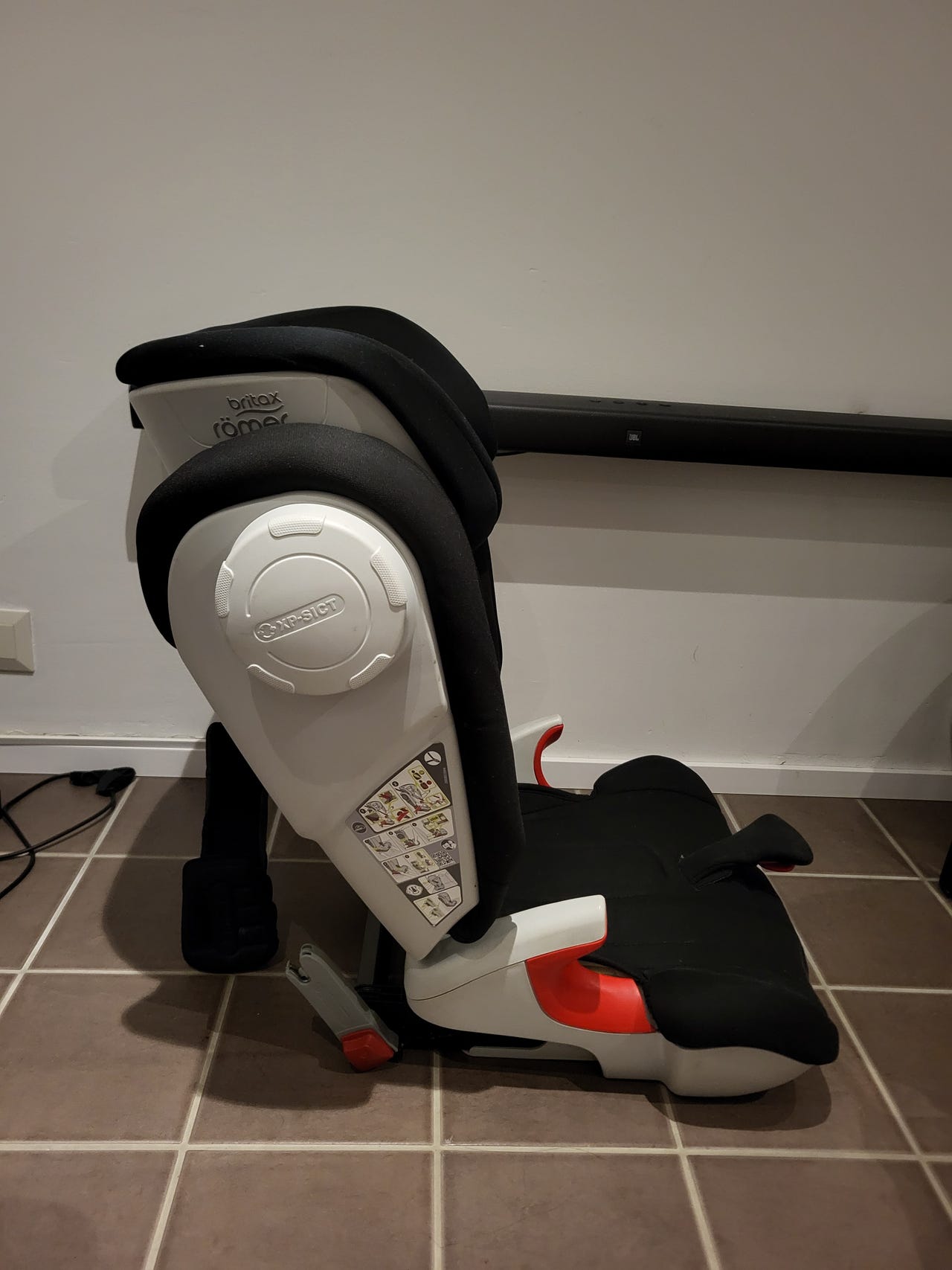 Britax Römer Turvaistuin 15-36kg musta | Tori