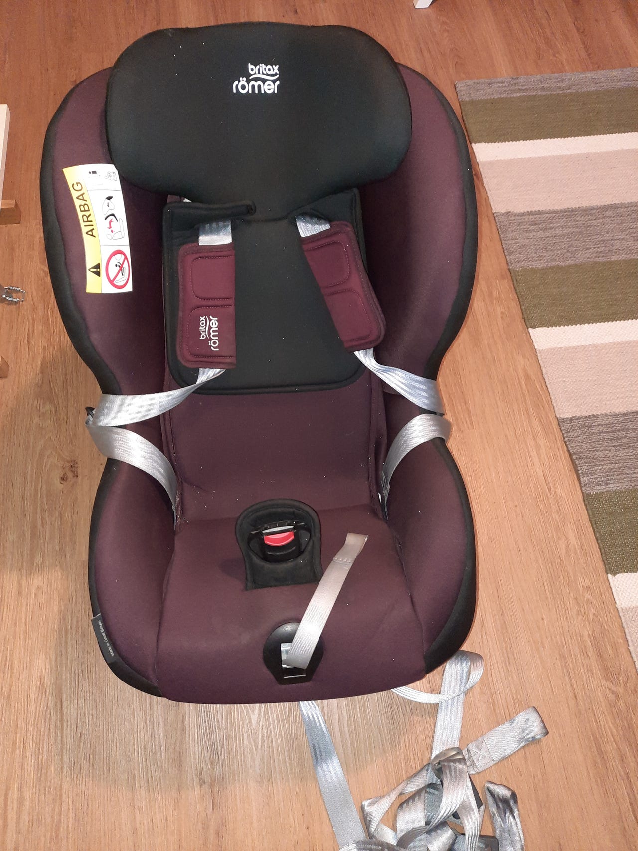 Britax römer turvaistuin autoon | Tori