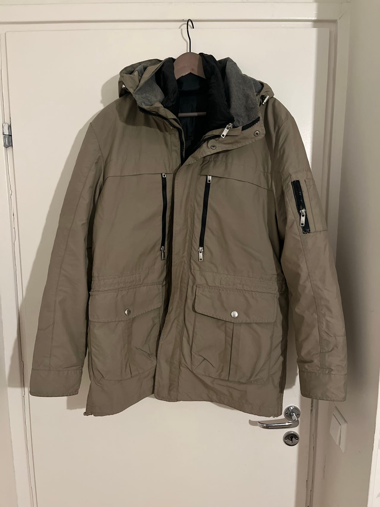 Zaran välikausi/talvitakki koko L, vastaa M | Tori