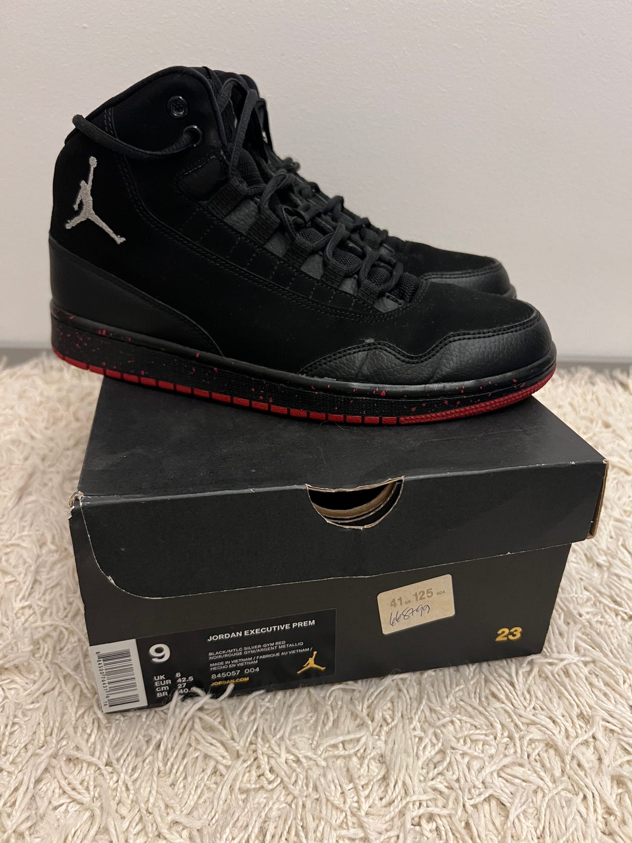 Nike Air Jordan Executive Premium Bred Kengät | Tori