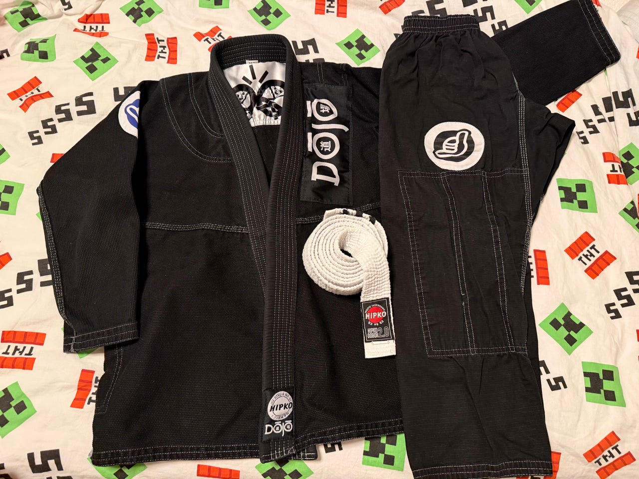 Hipko Dojo Kamppailulajit lasten koko ~130-140 musta puku | Tori