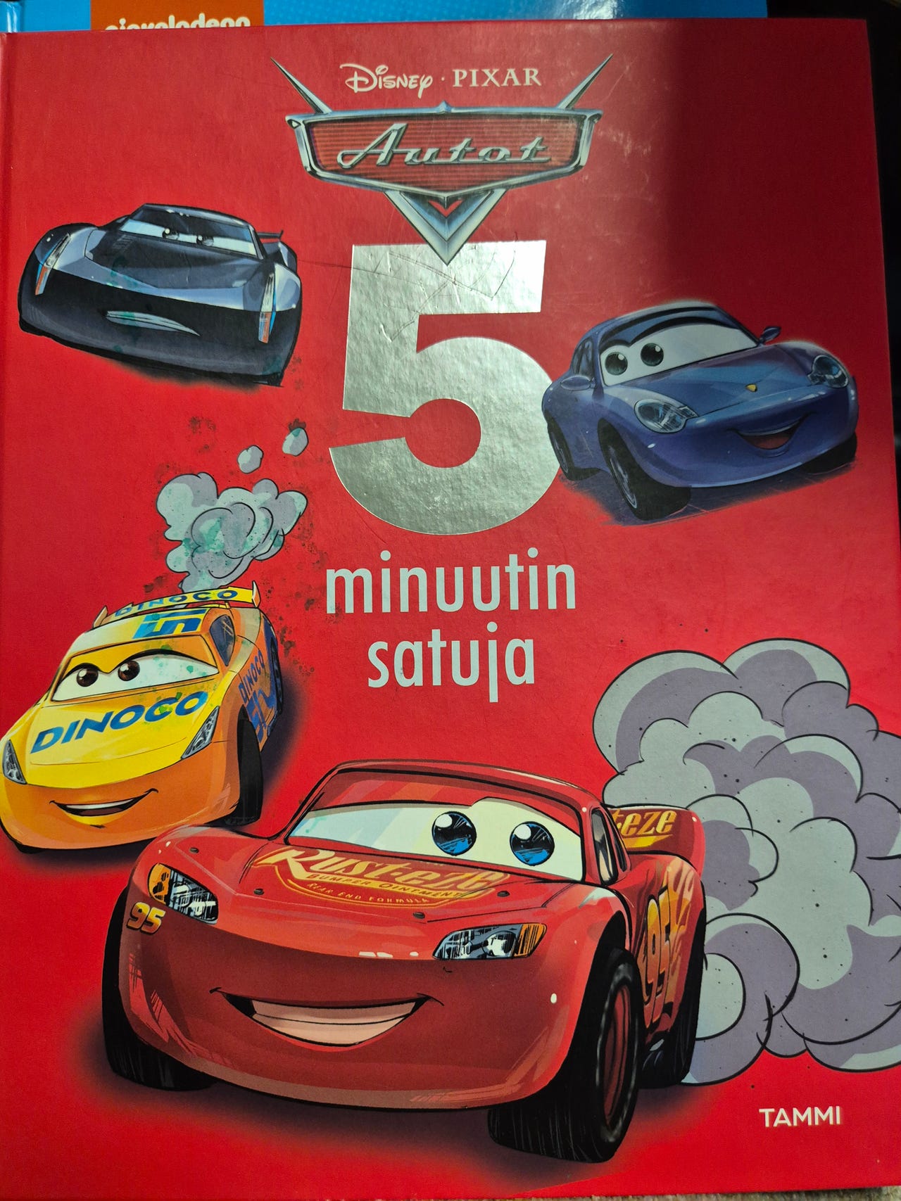 Disney Pixar Autot 5 minuutin satuja | Tori
