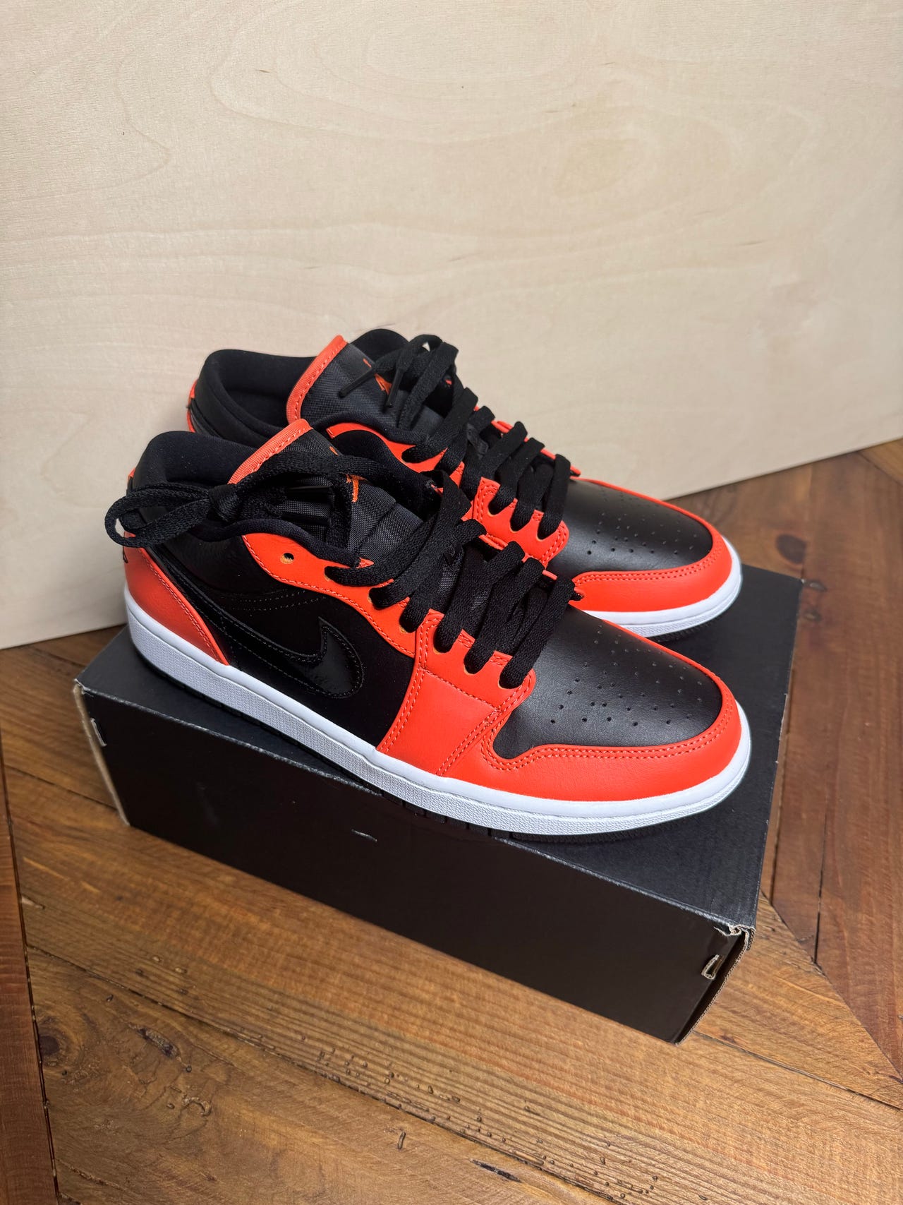 Air Jordan 1 Low, Tennarit koko 42 | Tori