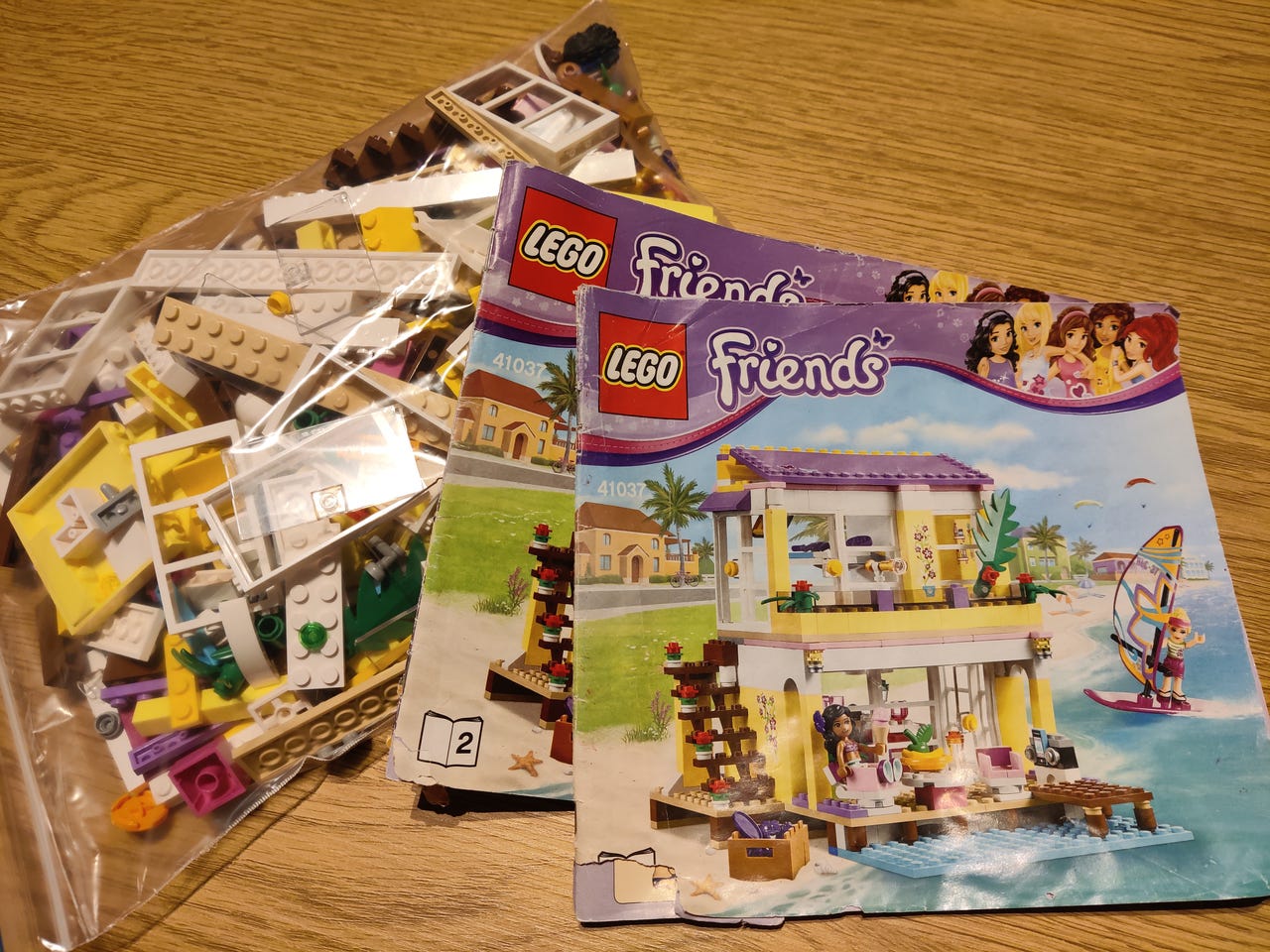 Lego Friends Stephanien rantahuvila 41037 | Tori