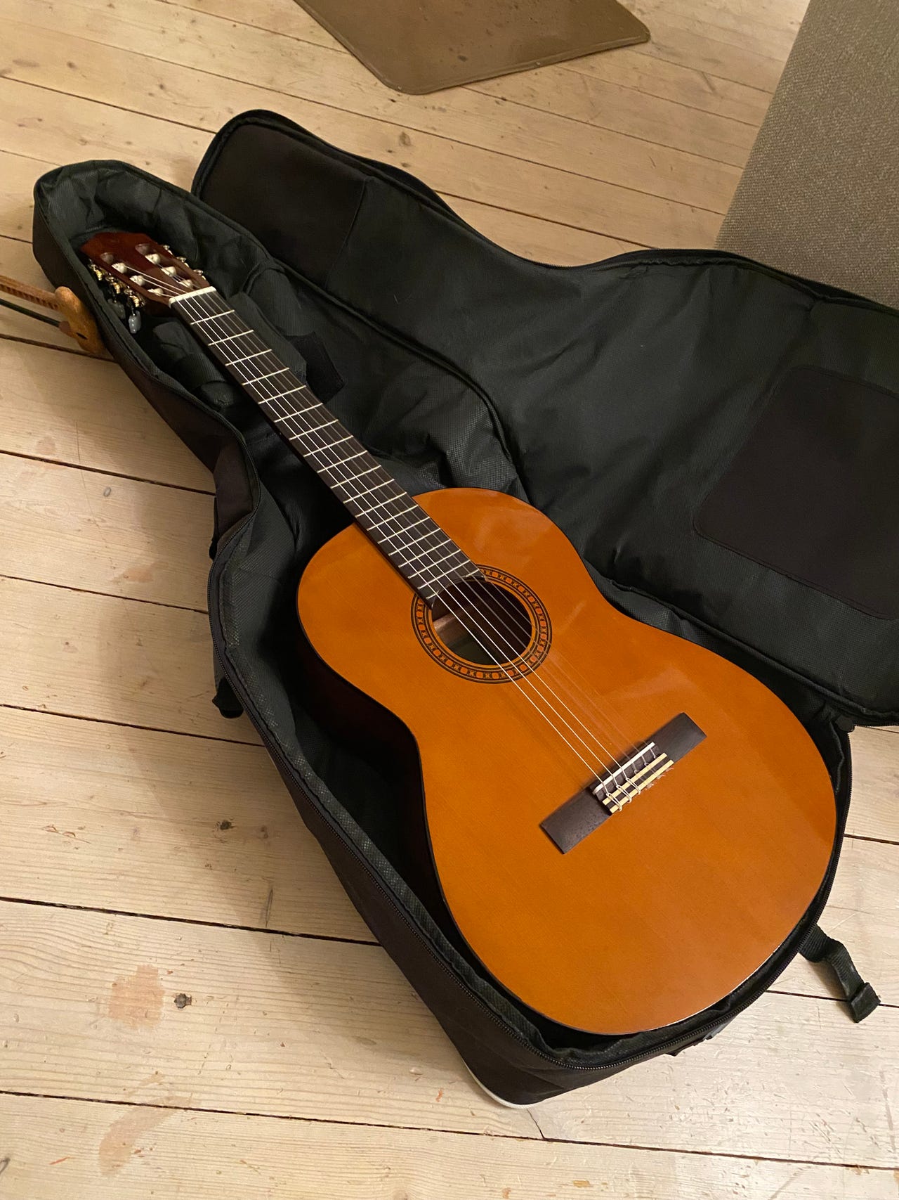 Yamaha CS40 3/4 kitara | Tori
