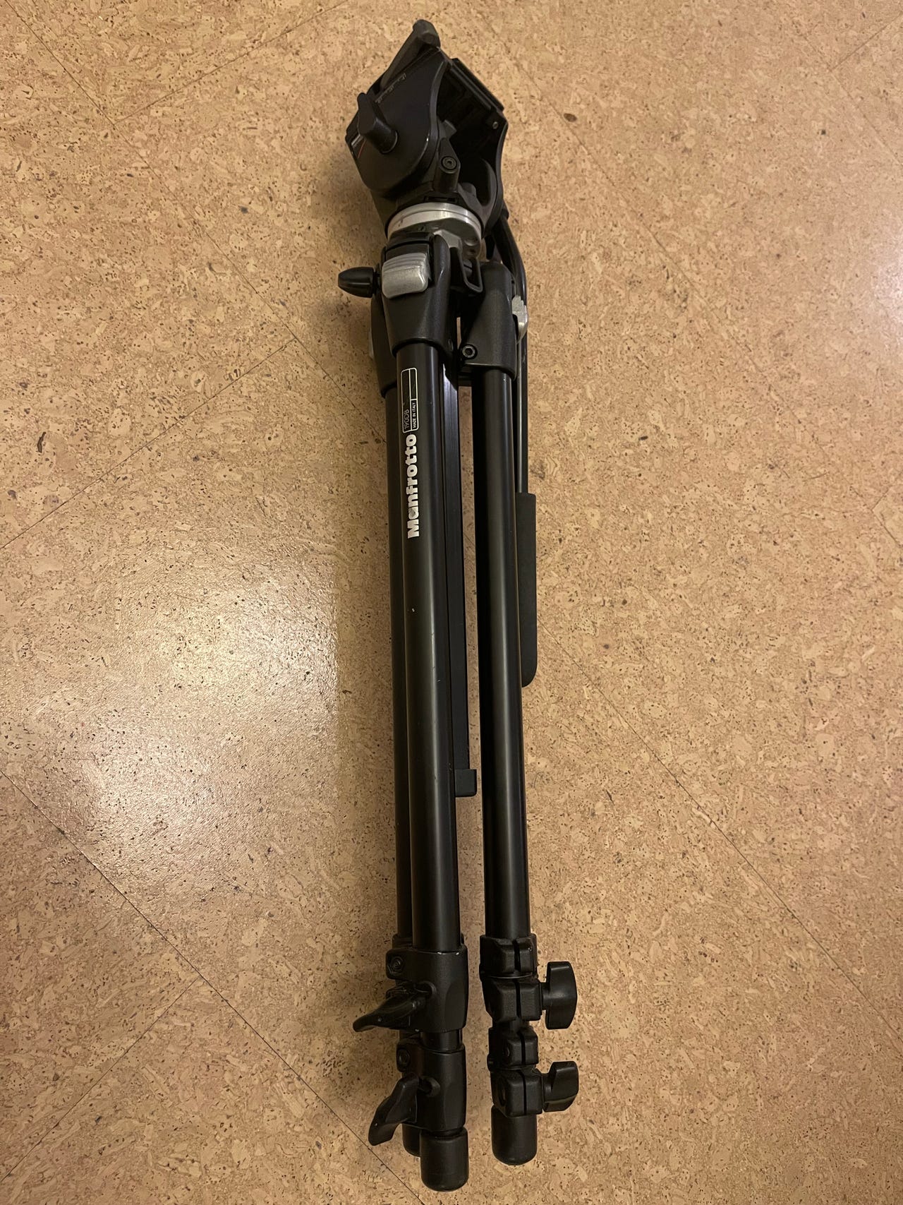 Manfrotto 190DB + 701RC2 | Tori