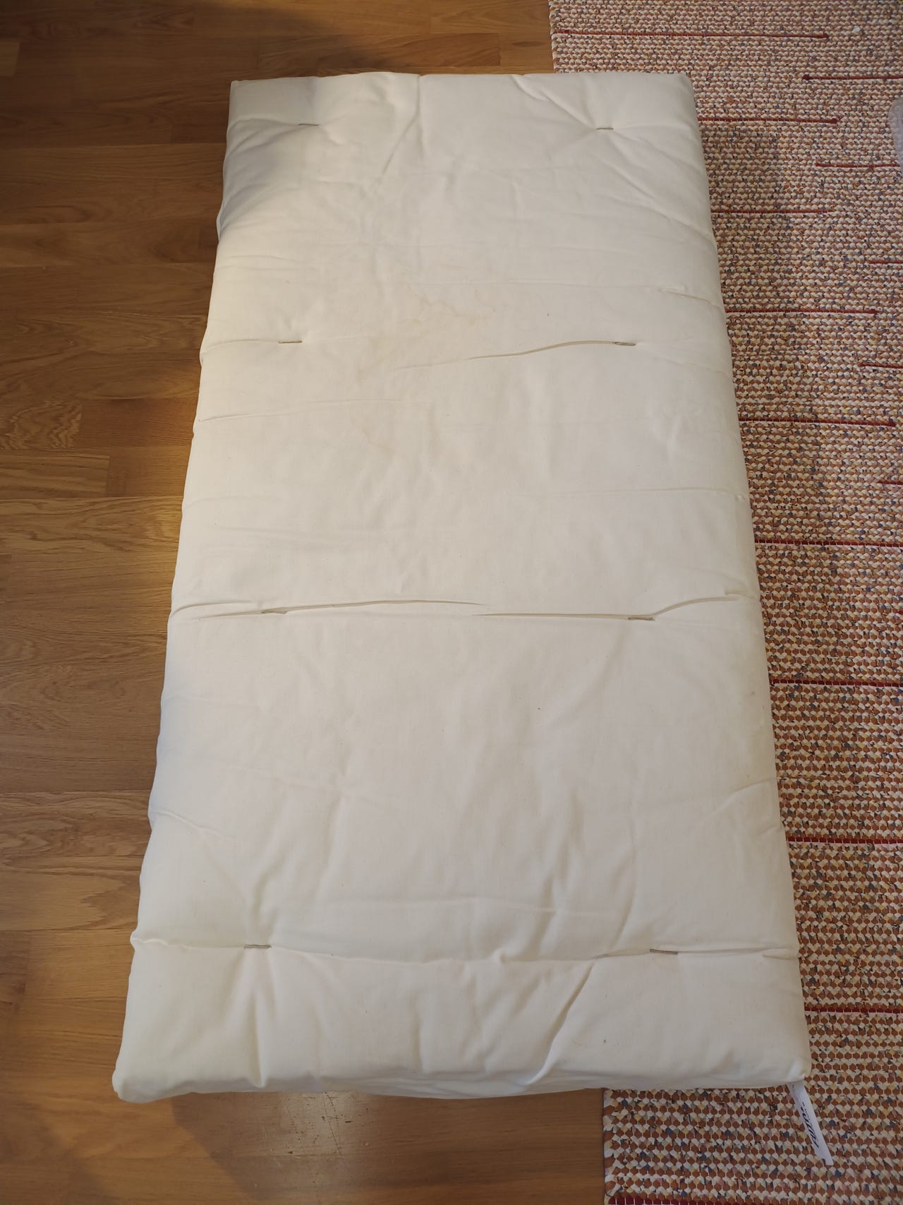 Porin villa ja peite futon-patja ja sijauspatja 60x120 | Tori