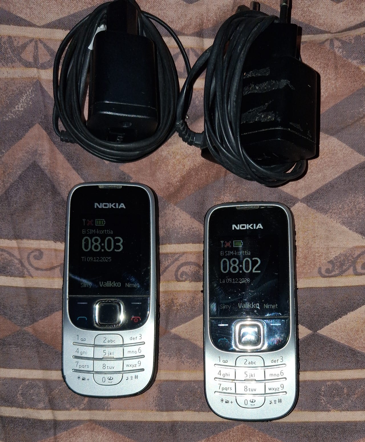Nokia 2330 matkapuhelimet | Tori
