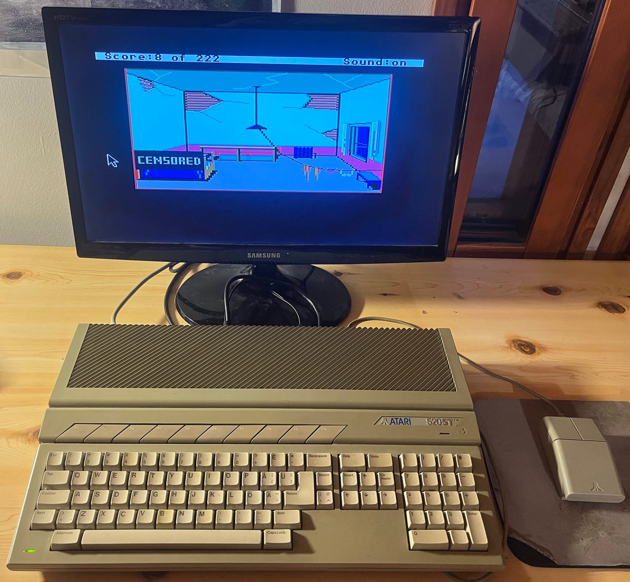 Atari STFM ( TOS 1.04 ja 2MB muistia + Midi hommiin Notator Steinberg ...