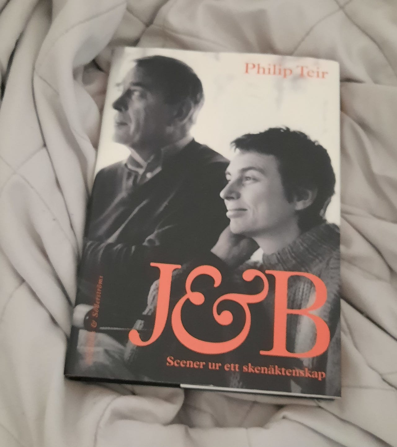 Philip Teir: J & B Scener ut ett skenäktenskap | Tori