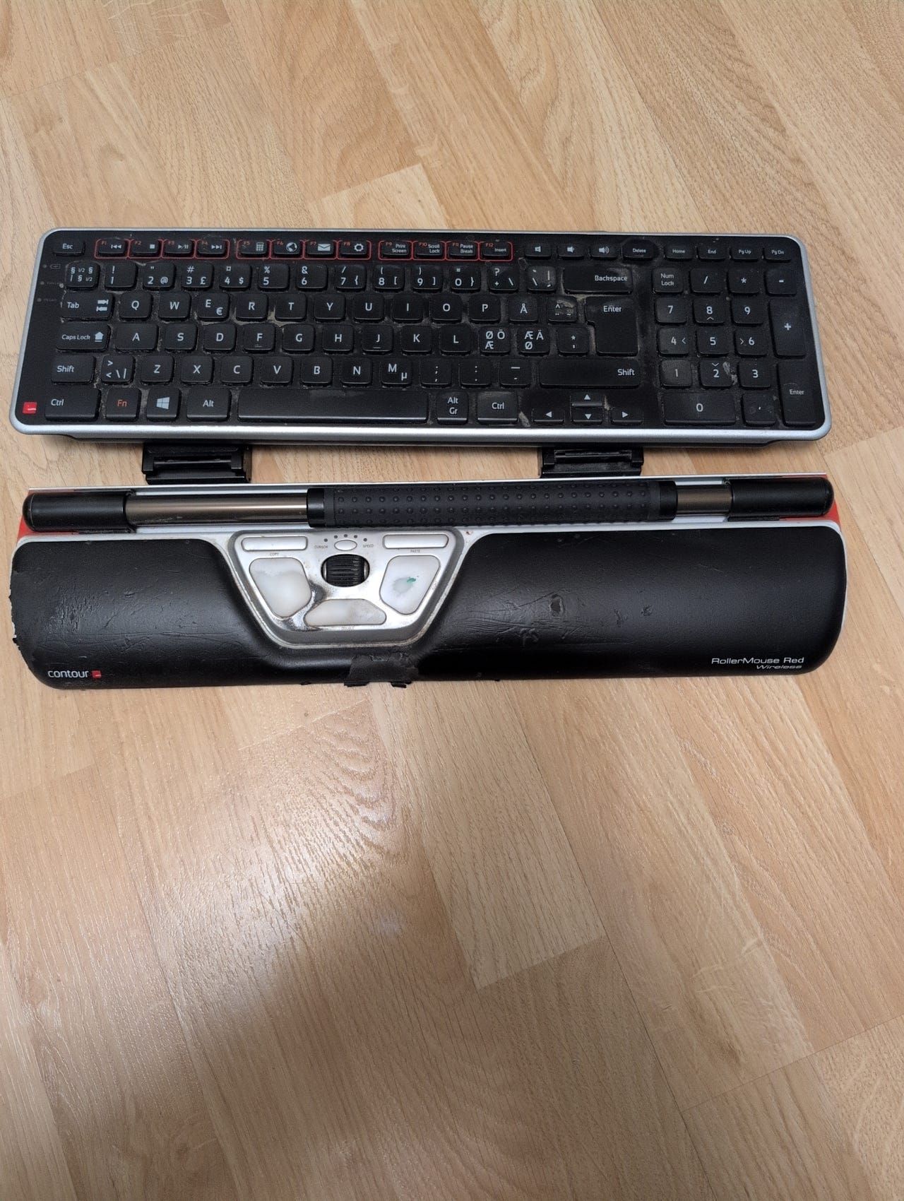 Contour Balance Keyboard + Rollermouse Red Wireless | Tori