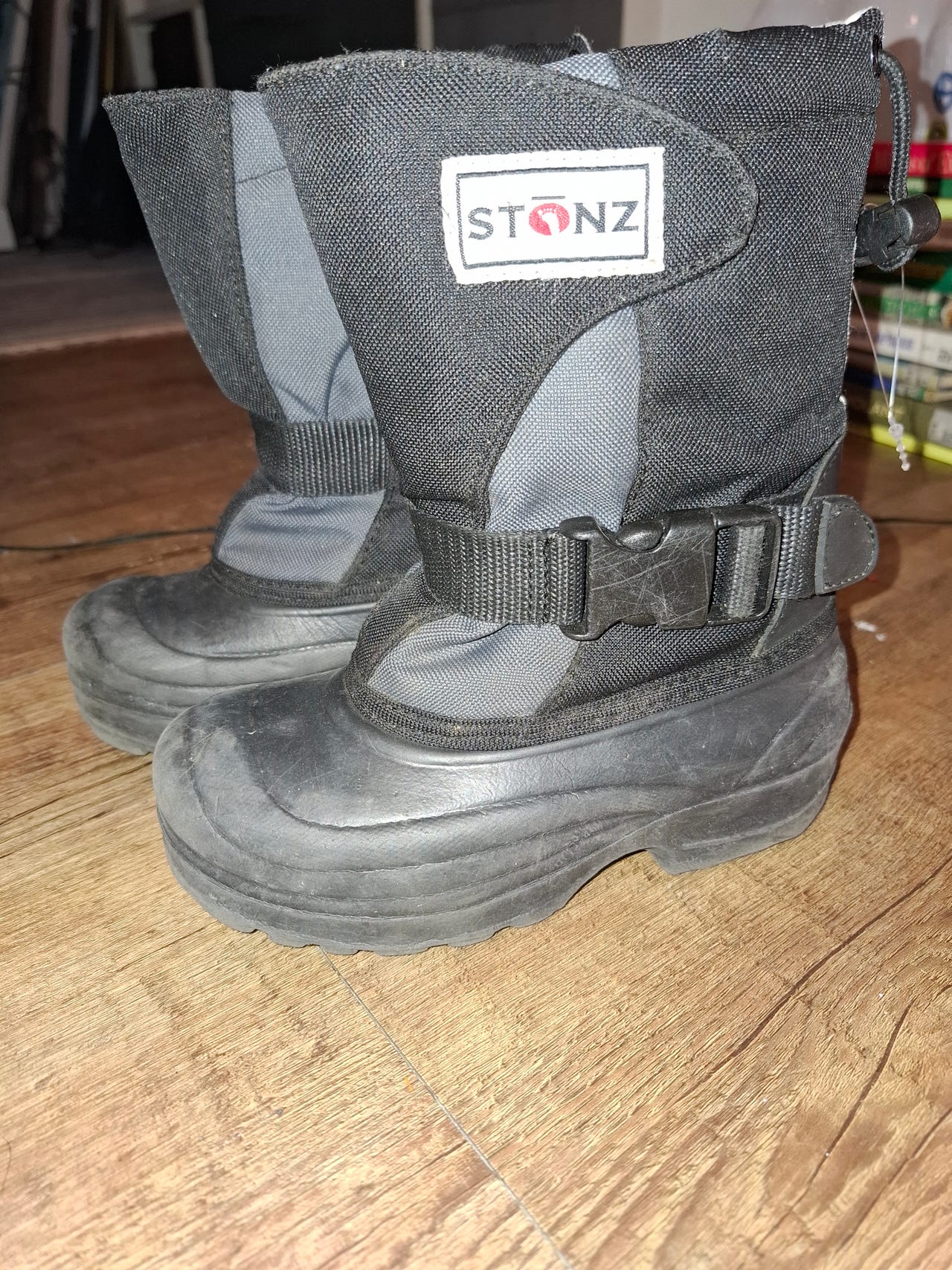 Stonz 28 talvikengät | Tori