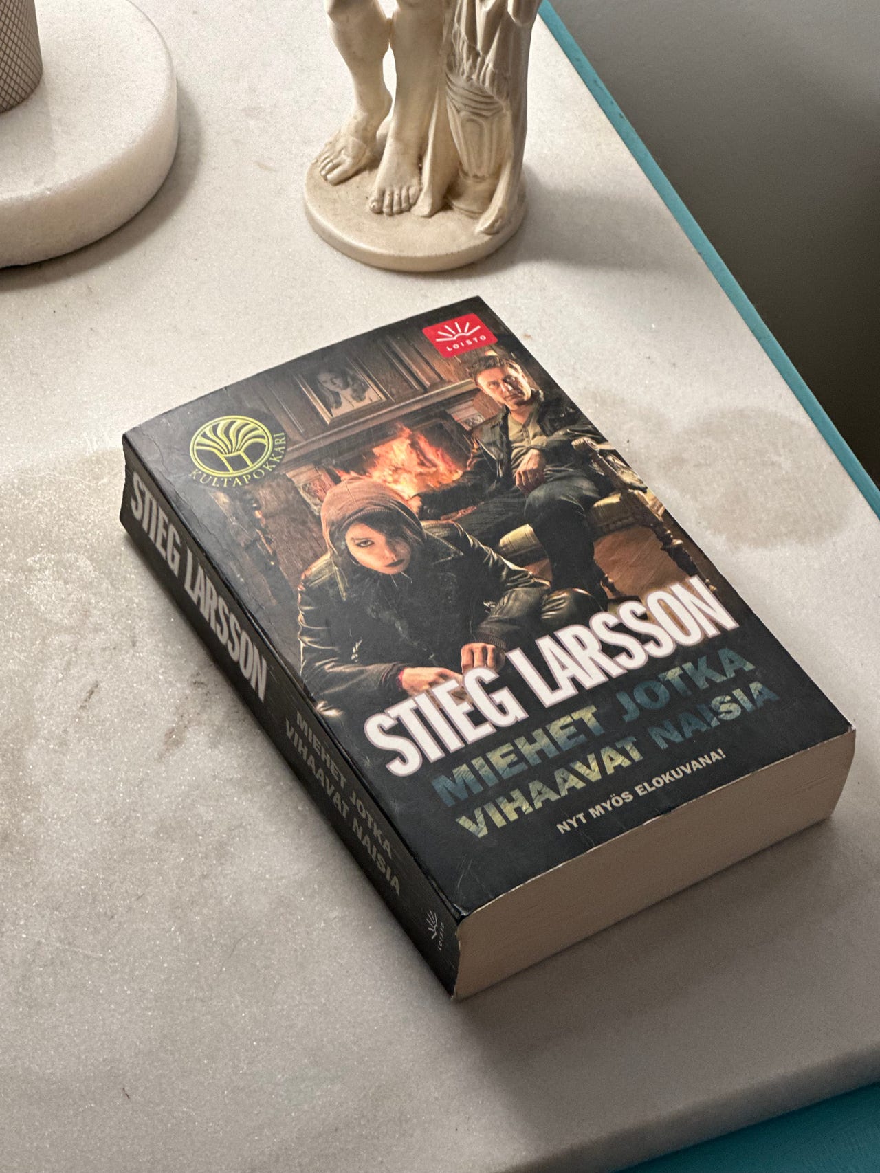 Stieg Larsson Miehet jotka vihaavat naisia -kirja | Tori