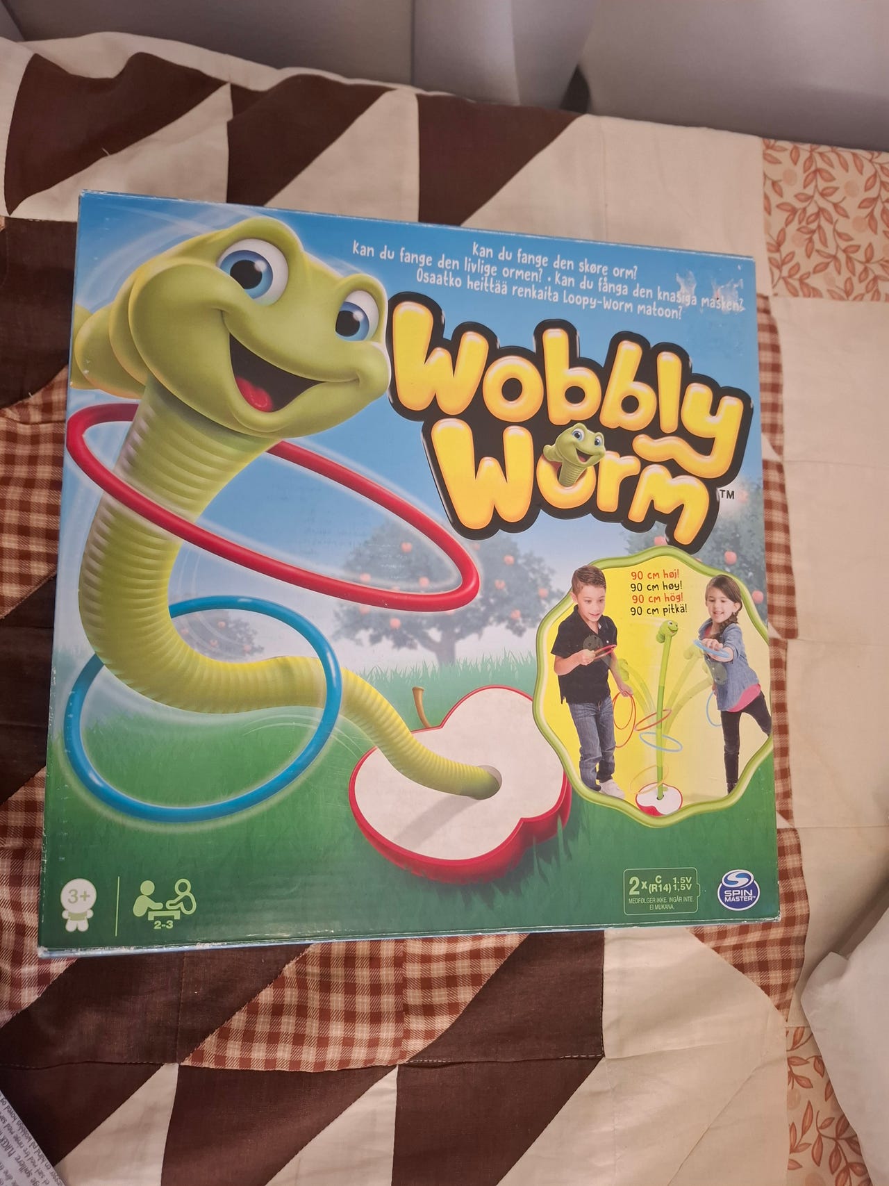 Wobbly Worm ulkopeli | Tori