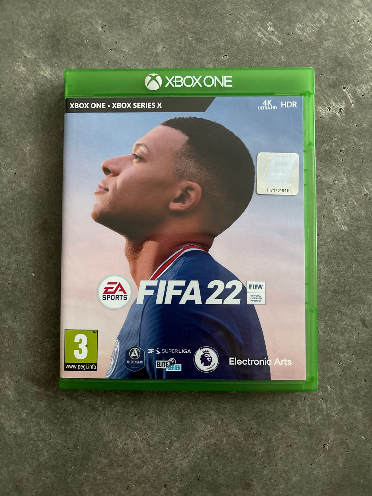 FIFA 22 Xbox One -peli | Tori