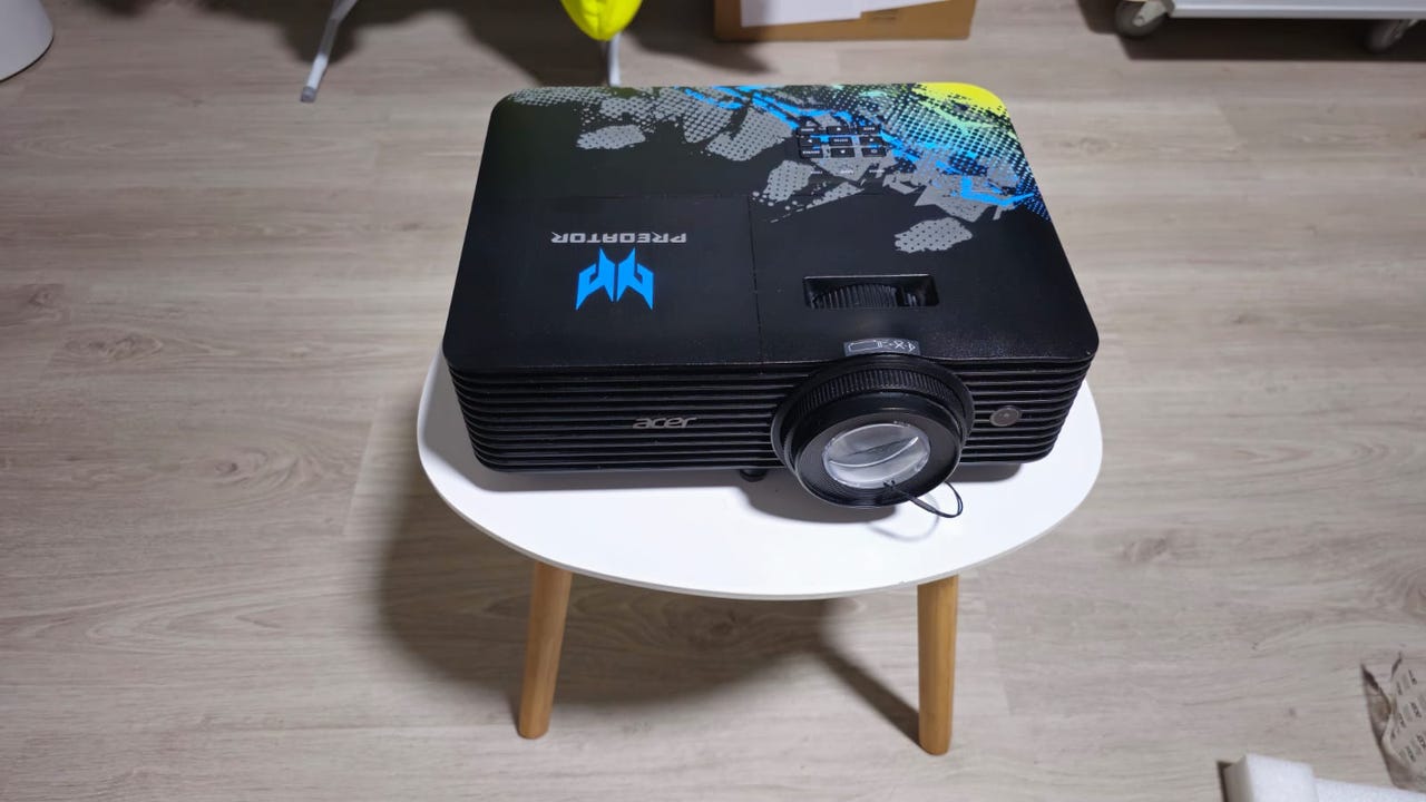 Acer Predator GM712 projector 4K HDR10 240Hz | Tori