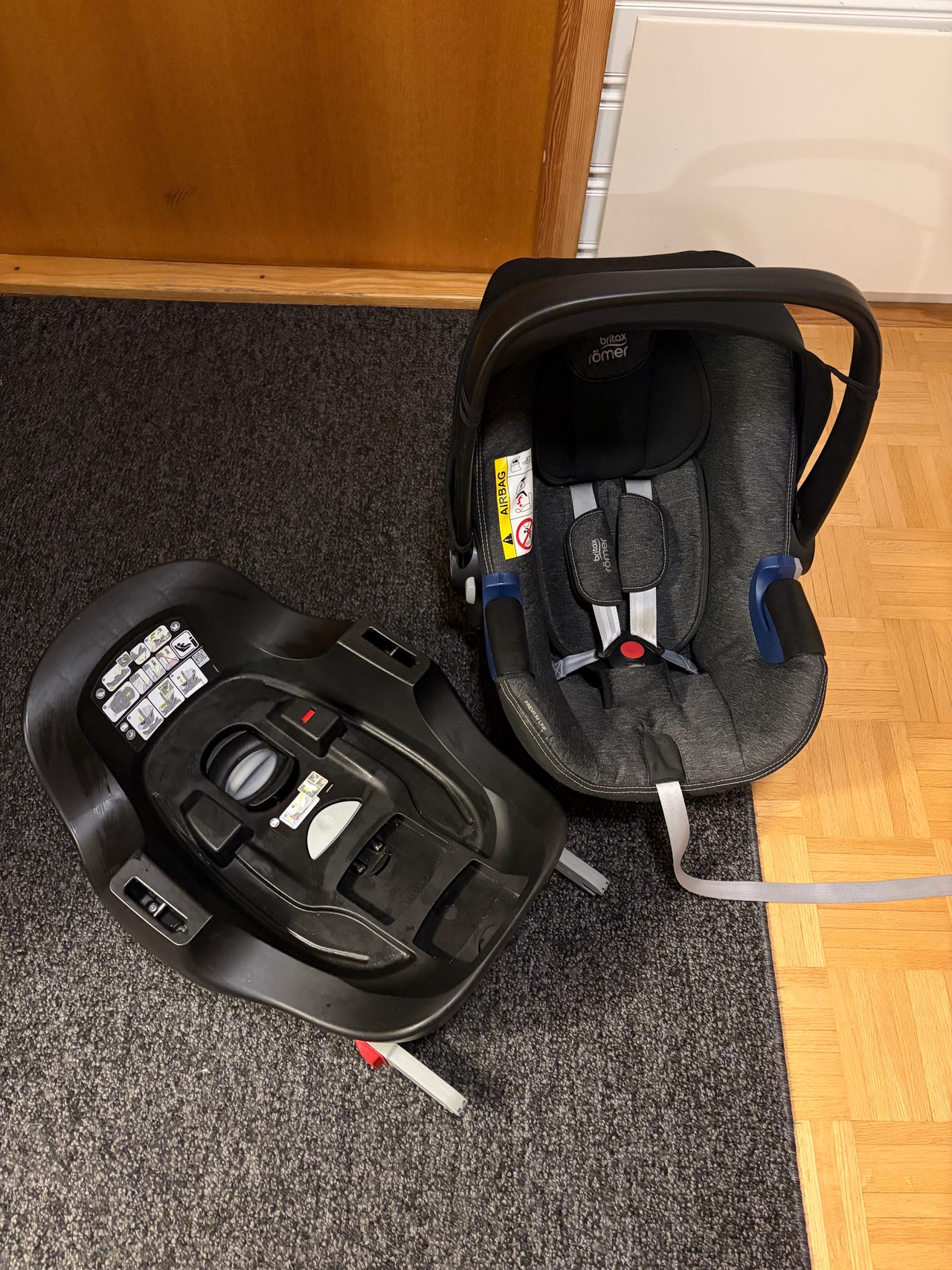 Britax Römer Baby safe i-size | Tori