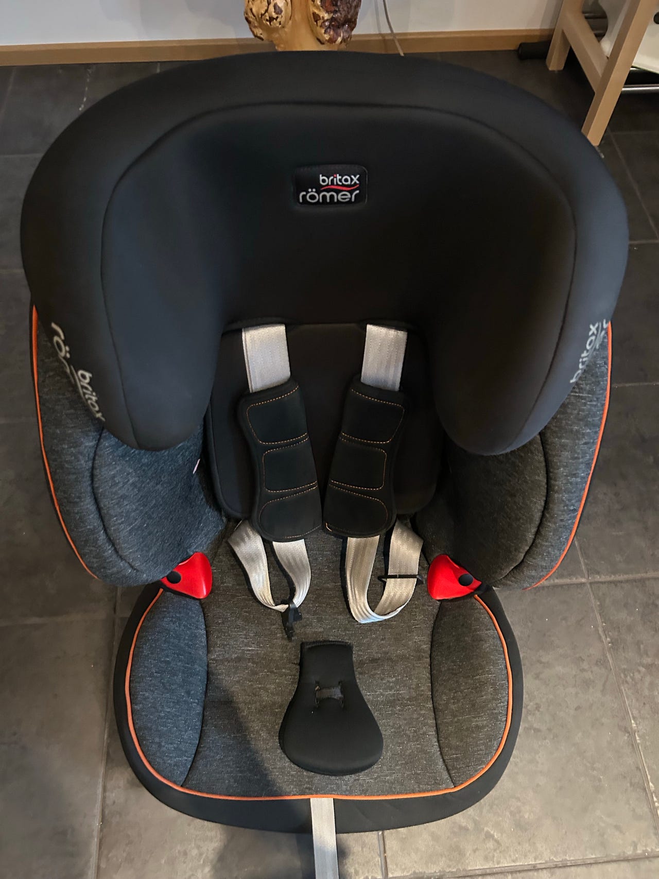 Britax Römer Evolva turvaistuin | Tori