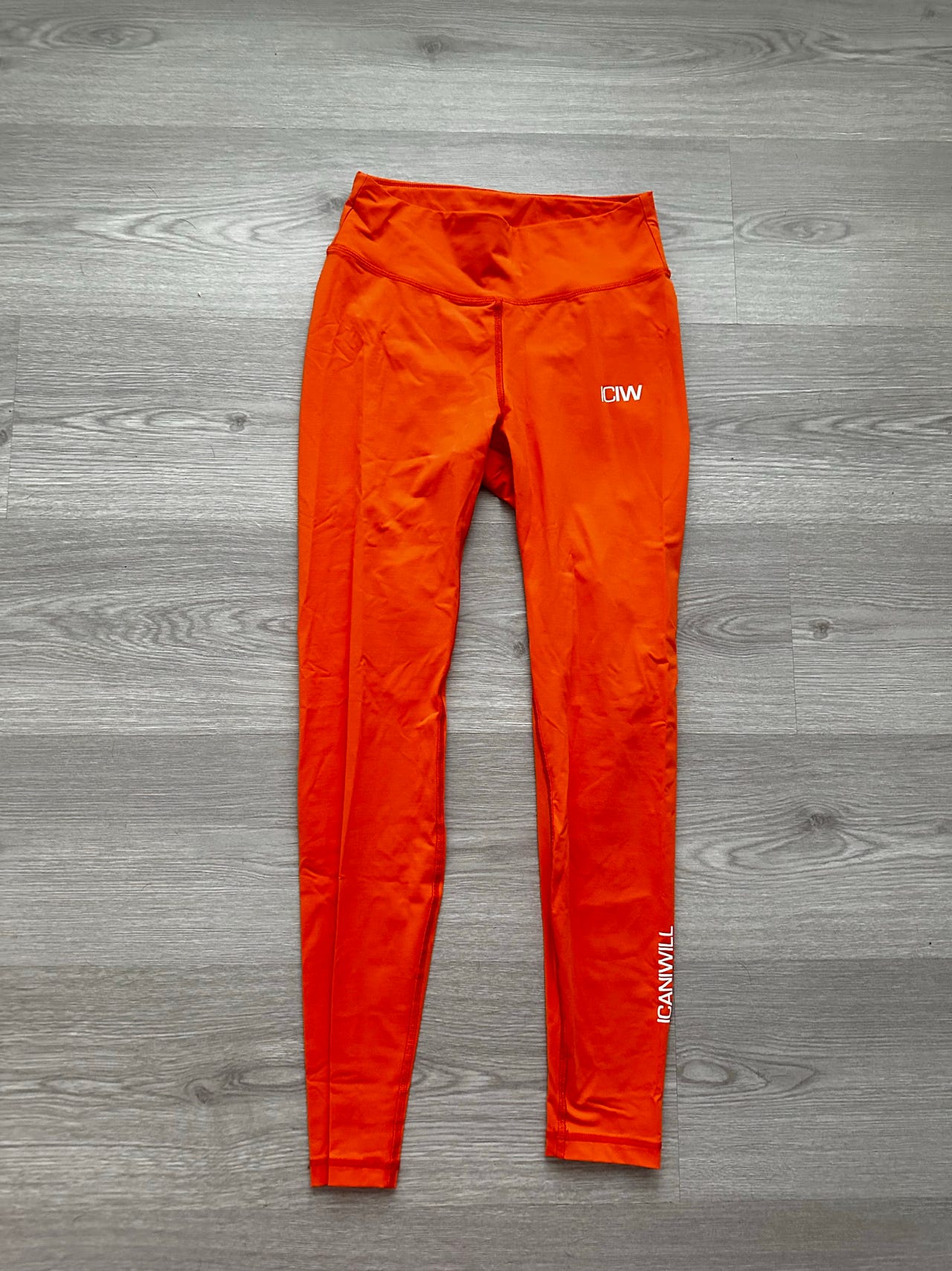 ICIW V-Shape Scrunch treenihousut | Tori