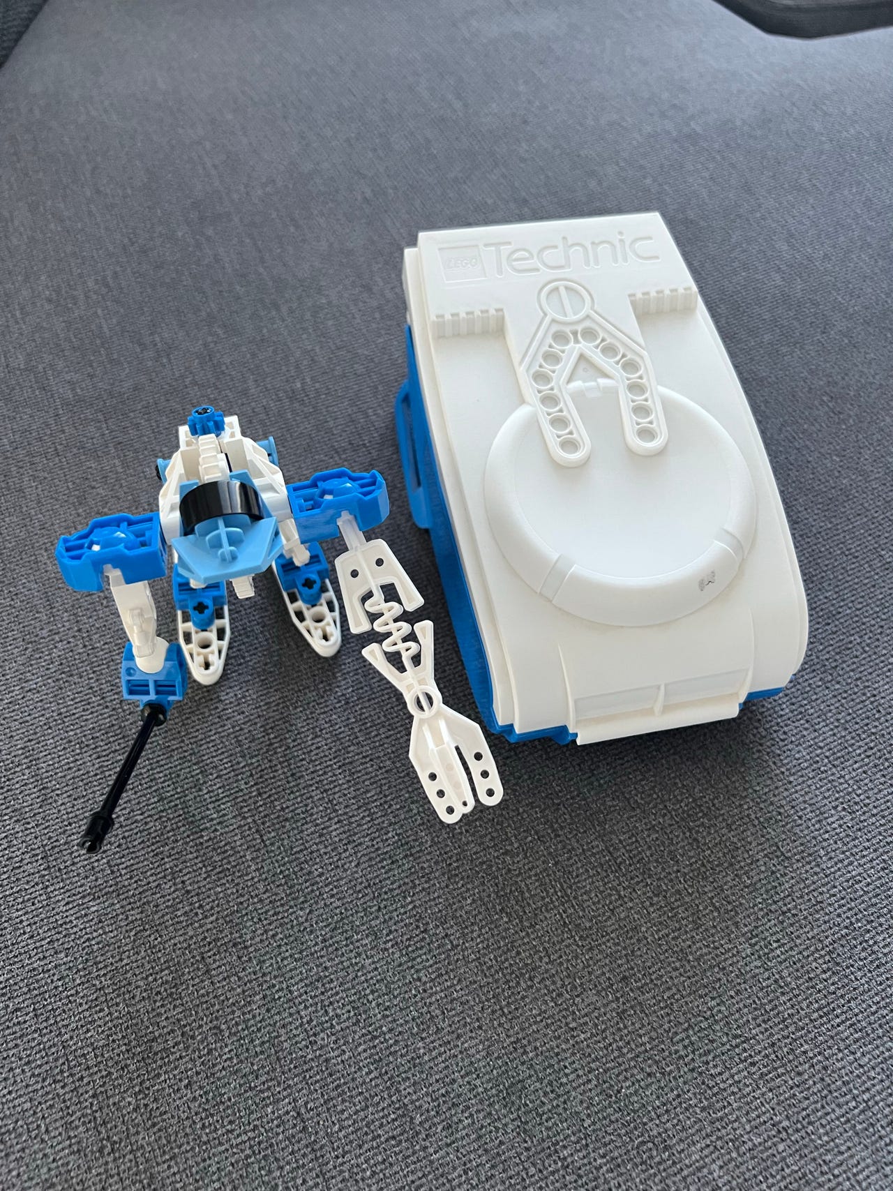 LEGO Technic: Ice Slizer | Tori
