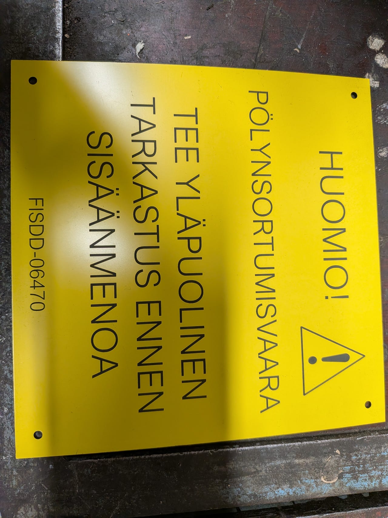 Varoituskylttejä | Tori