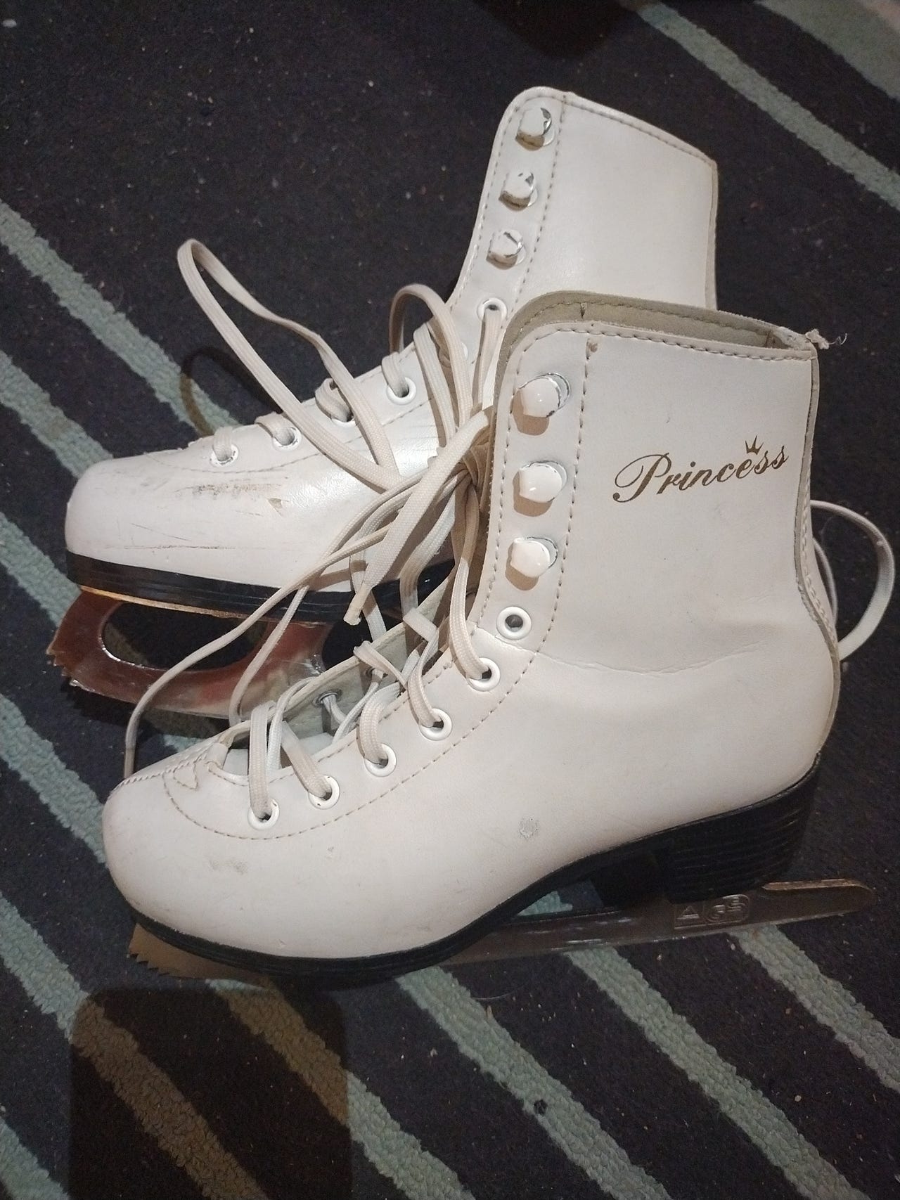 Princess lasten luistimet koko 31 valkoinen | Tori