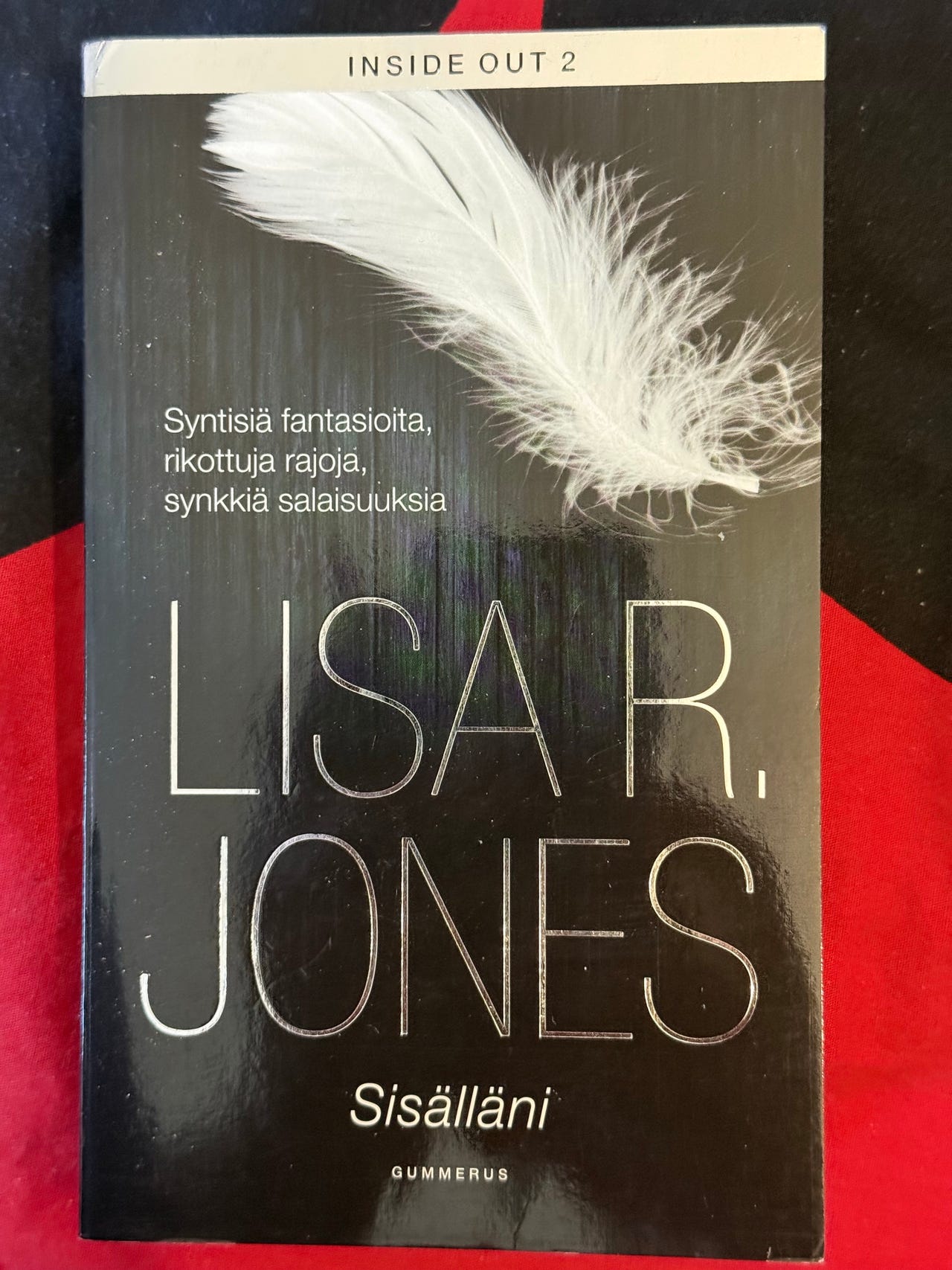 Lisa R. Jones - Sisälläni - (Inside out 2) (.) | Tori