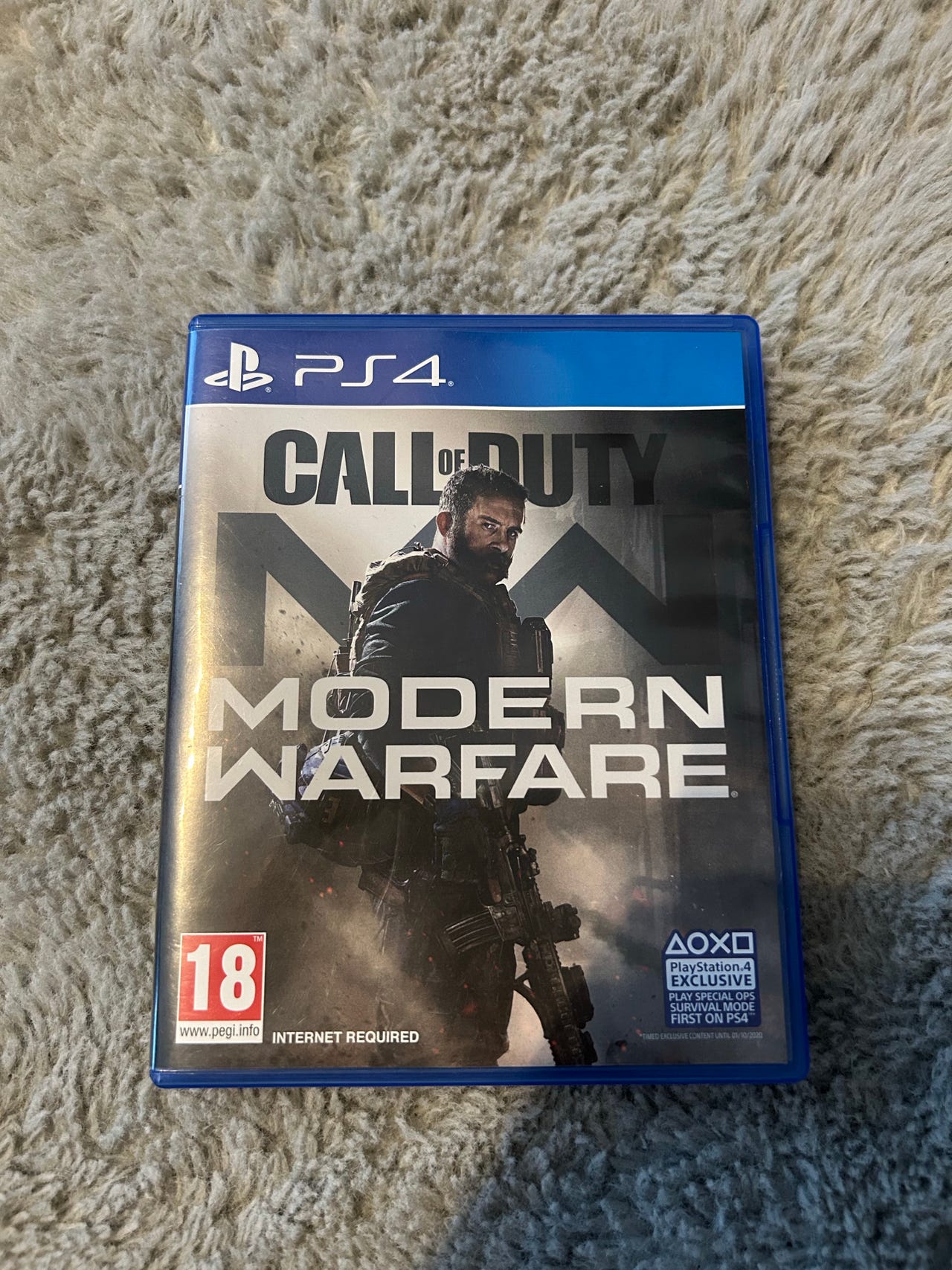 Call of Duty Modern Warfare Playstation 4 -peli | Tori