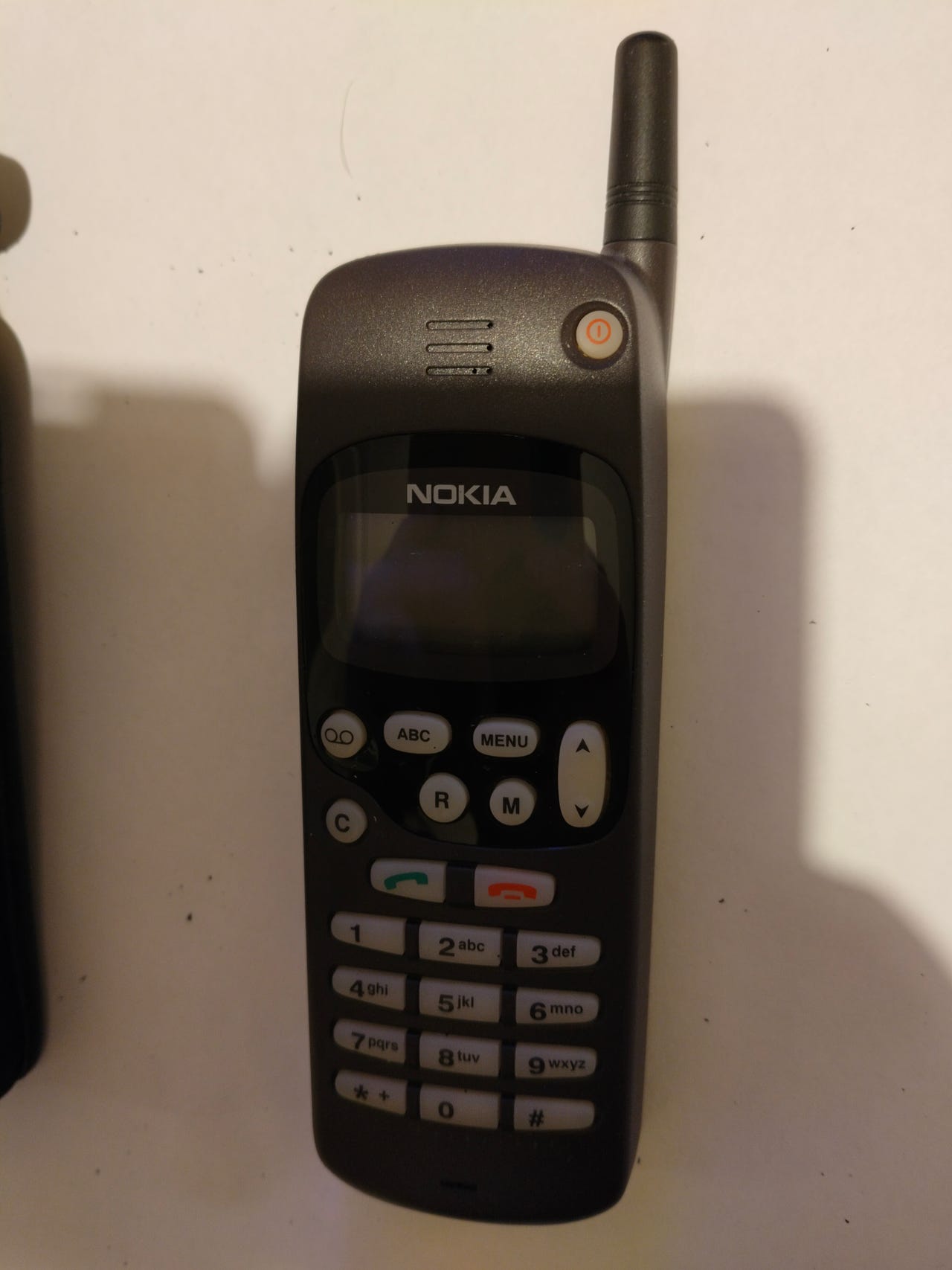 NOKIA 1610 Nokia valmistama GSM MATKAPUHELIN retro | Tori