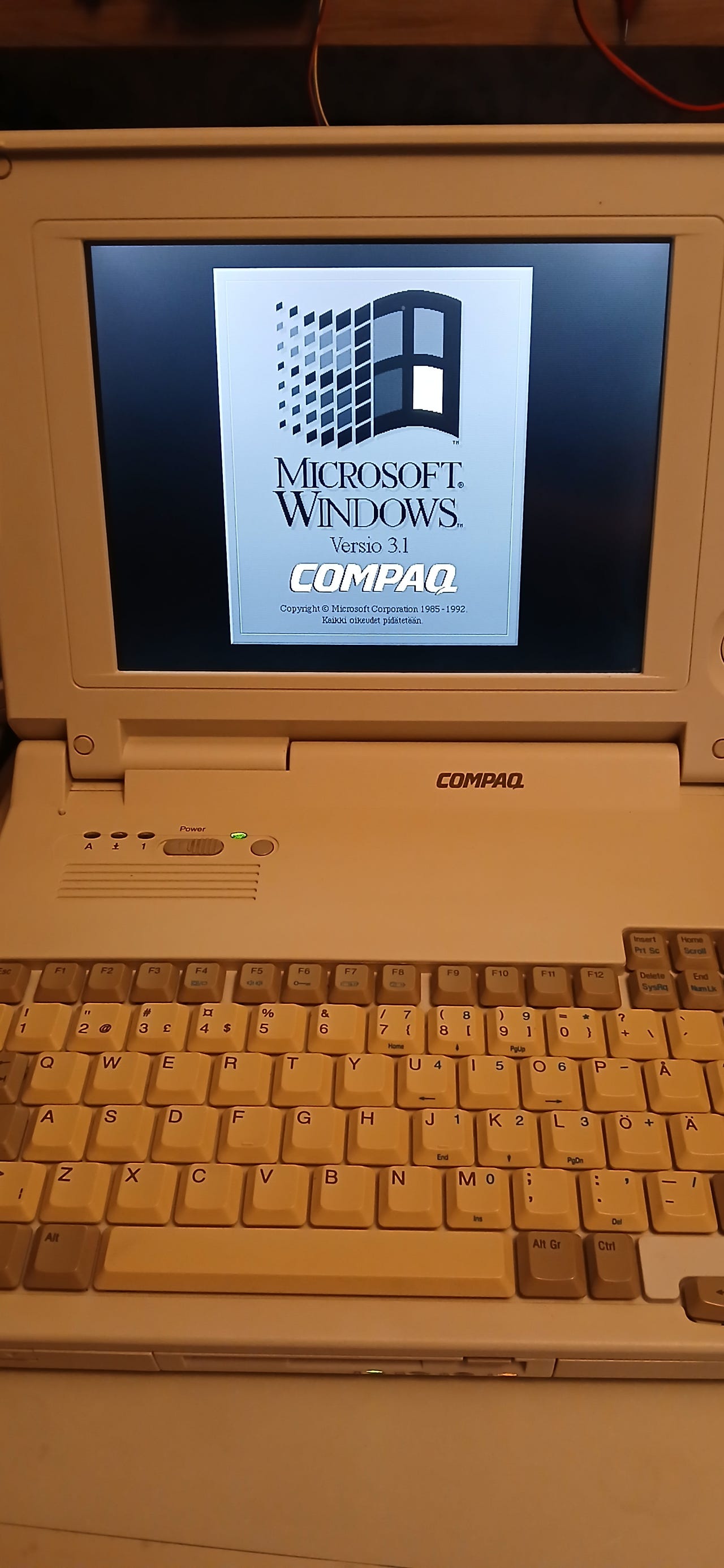 Compaq LTE Elite 4/50e | Tori