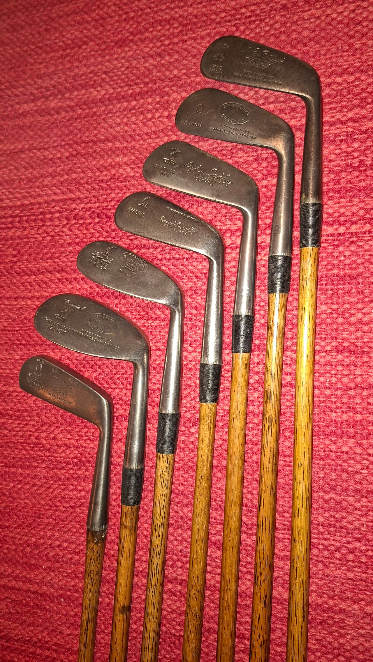 Hendry&Bishop hikkorirautasetti, 7 mailaa, Oikeakätiset | Tori