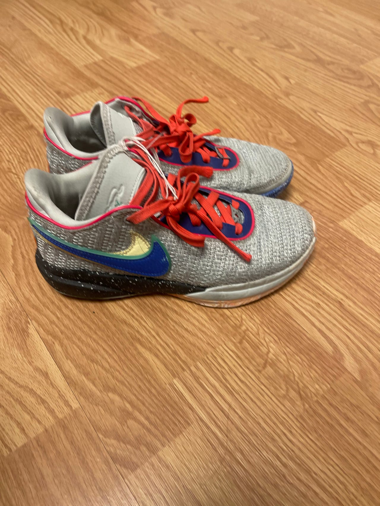 Nike LeBron 18 Low miesten koripallokengät koko 38,5 | Tori