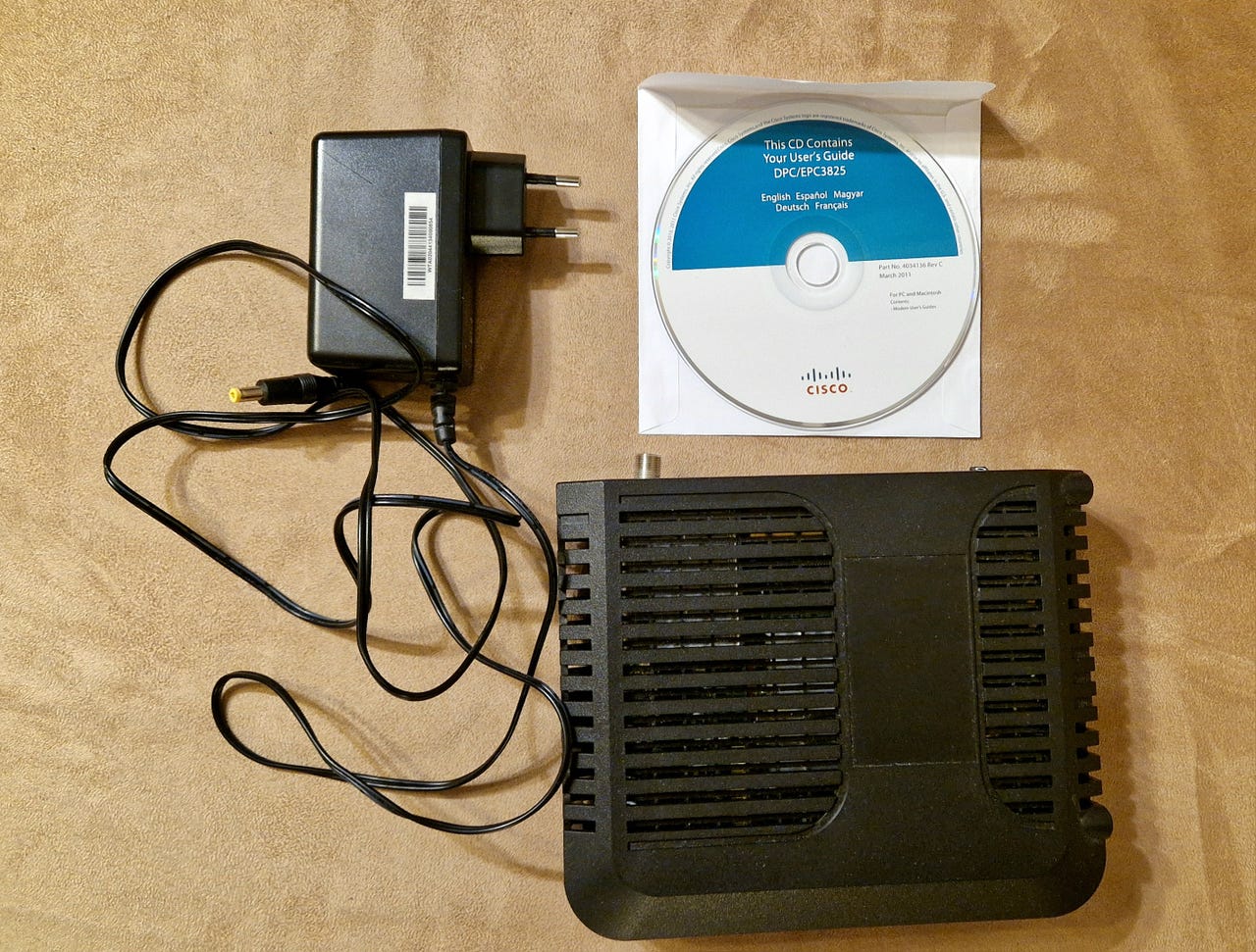 Cisco EPC3825 kaapelimodeemi | Tori