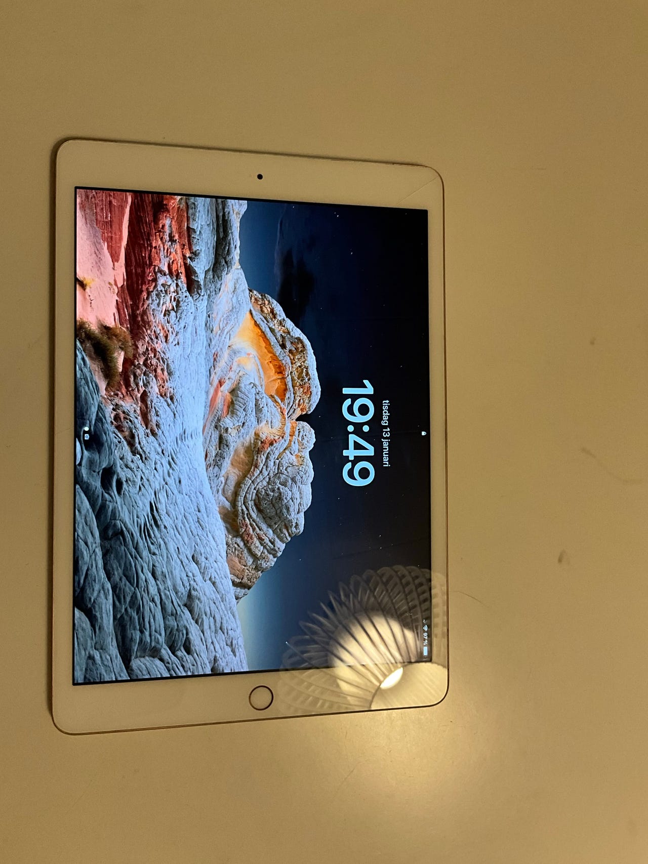 Apple iPad 7 generation 2019 32 GB, Wifi + cellular (SIM) | Tori