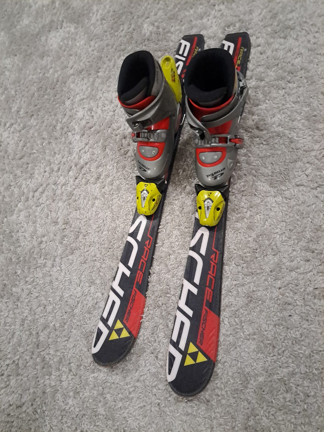 Fischer Progressor 7.0 Junior laskettelusukset ja monot 234 cm | Tori