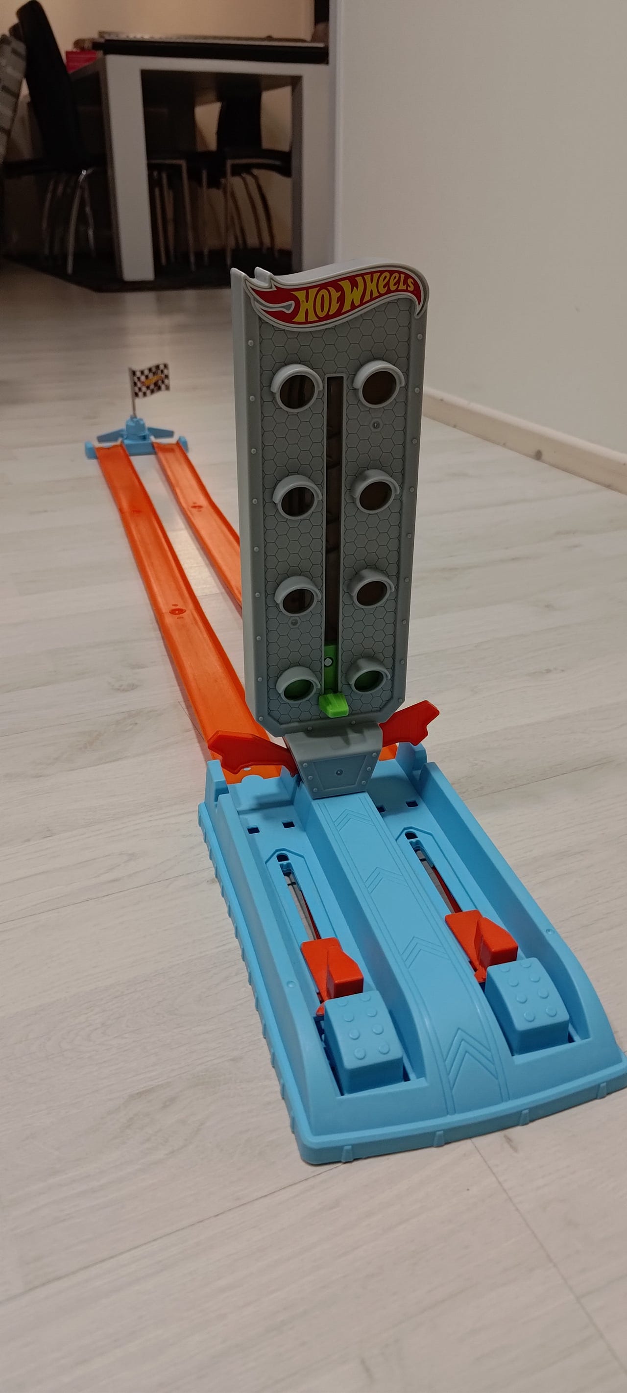 Hot Wheels kiihdytysrata | Tori