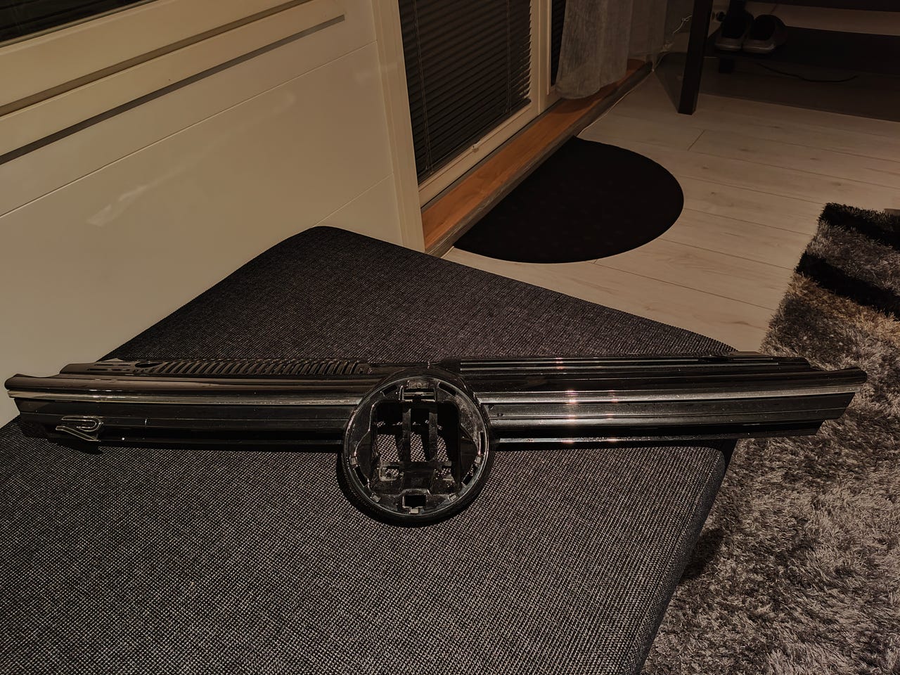 Alkuperäinen VW Golf MK8 R-line maski | Tori