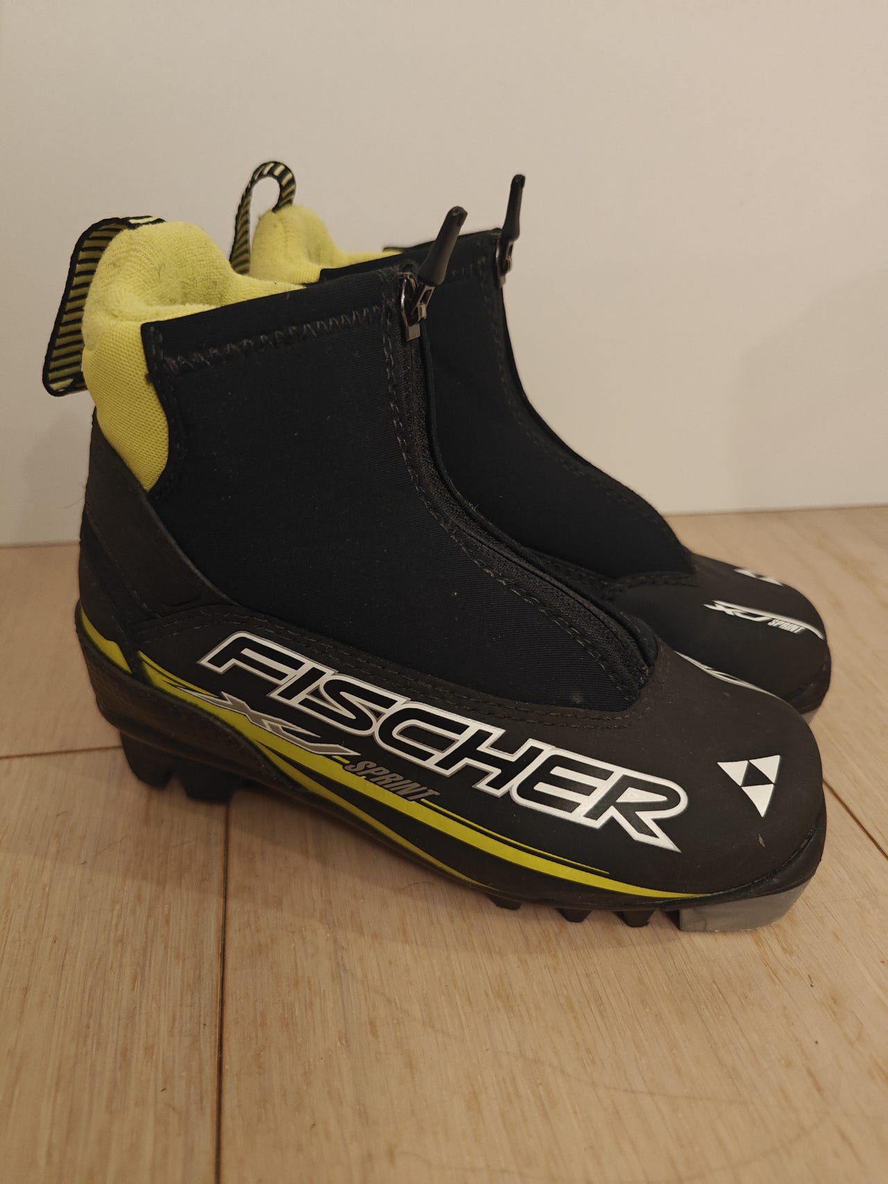 Fischer lasten hiihtomonot, koko 31 | Tori