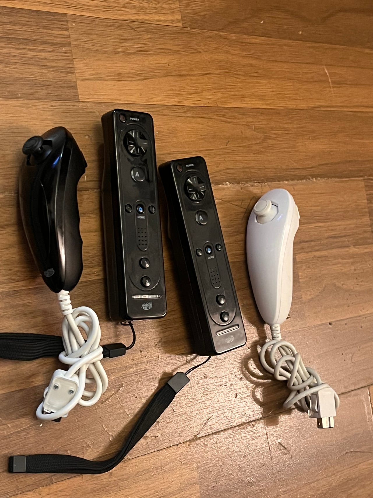 Wii Remote Ohjain + Nunchuck Lisäohjain | Tori