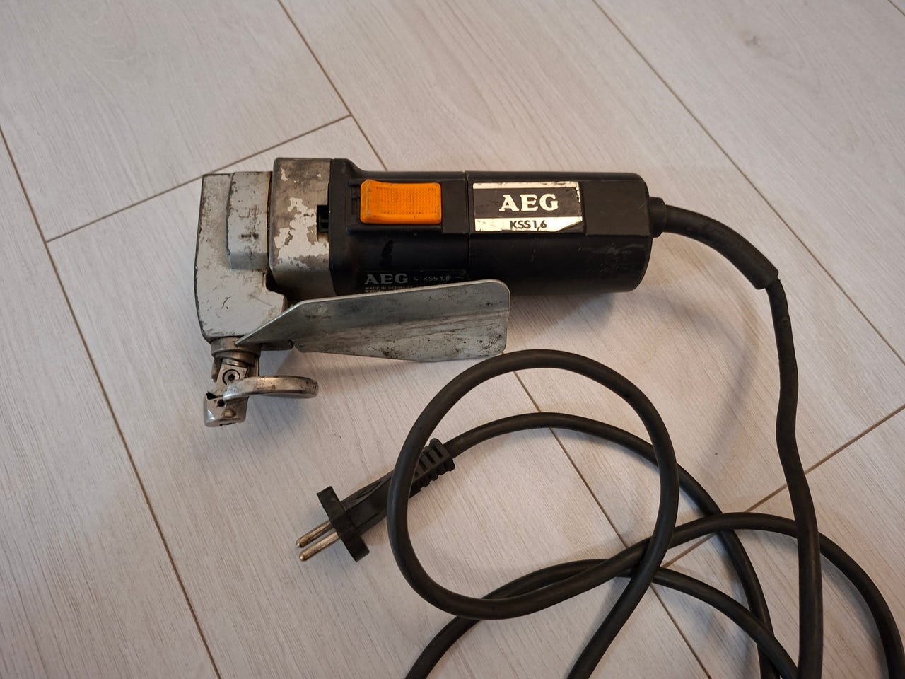 AEG KSS 1.6 peltileikkuri, levyleikkuri | Tori