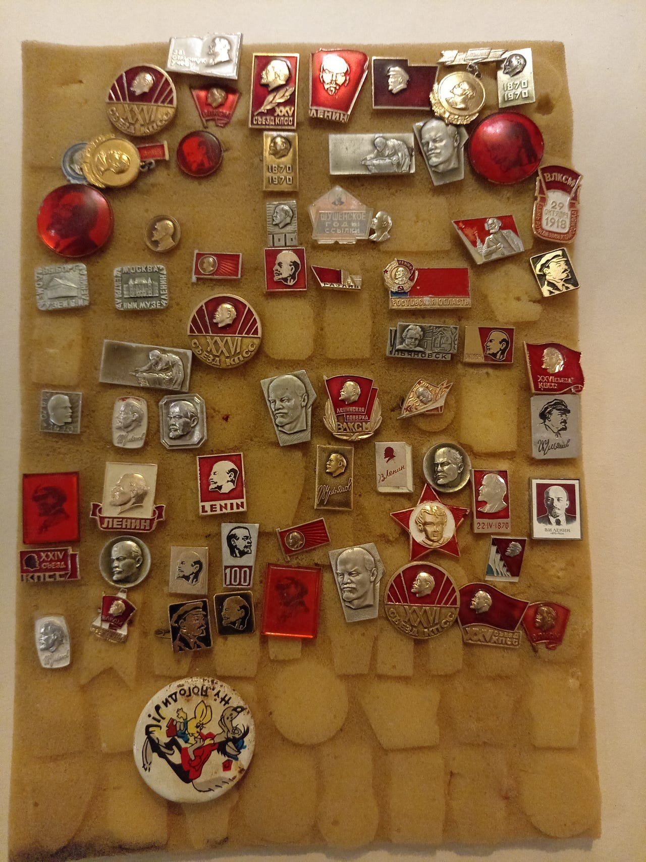 Cccp pinssejä ja rintamerkkejä | Tori