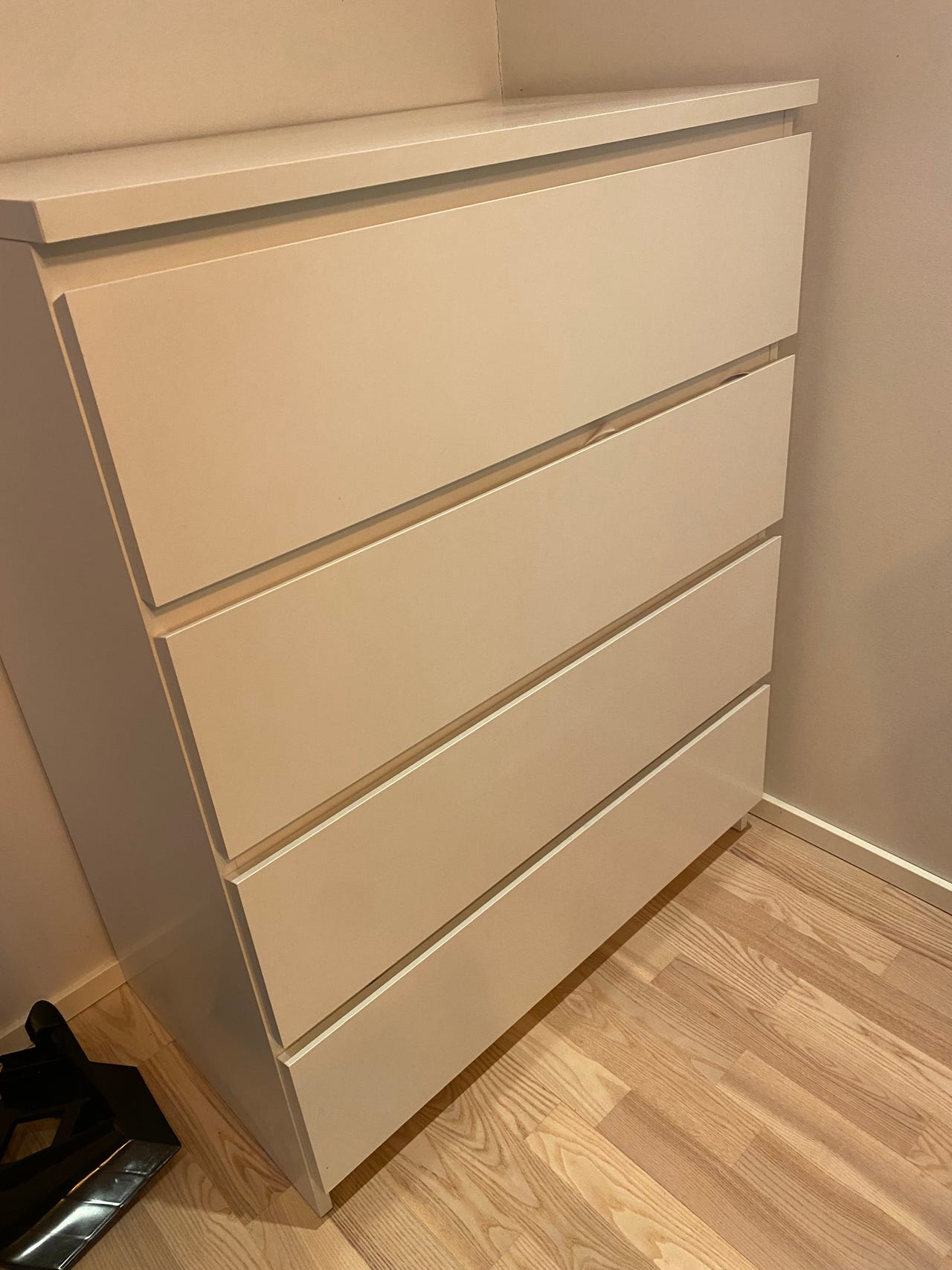 Malm lipasto | Tori