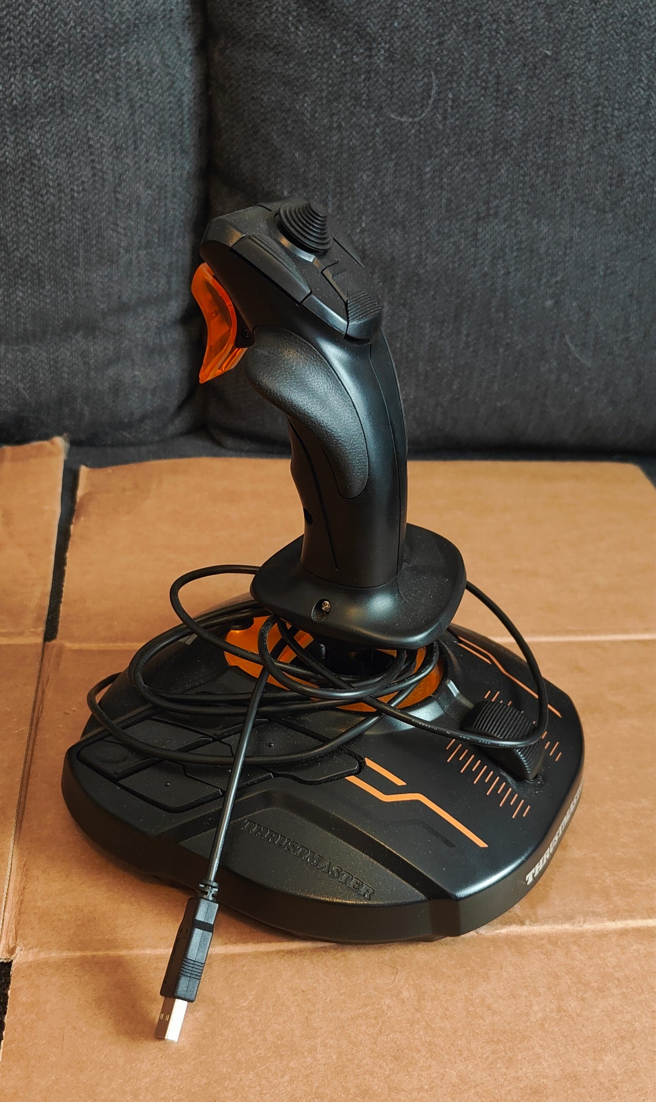 Thrustmaster T.16000M | Tori