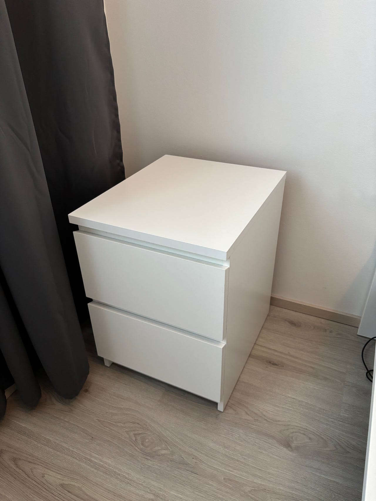 Malm yöpöytä | Tori