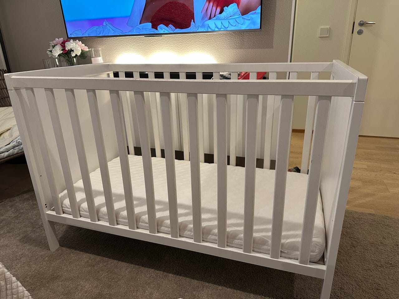 IKEA sundvik pinnasänky + patja ja lakanoita | Tori